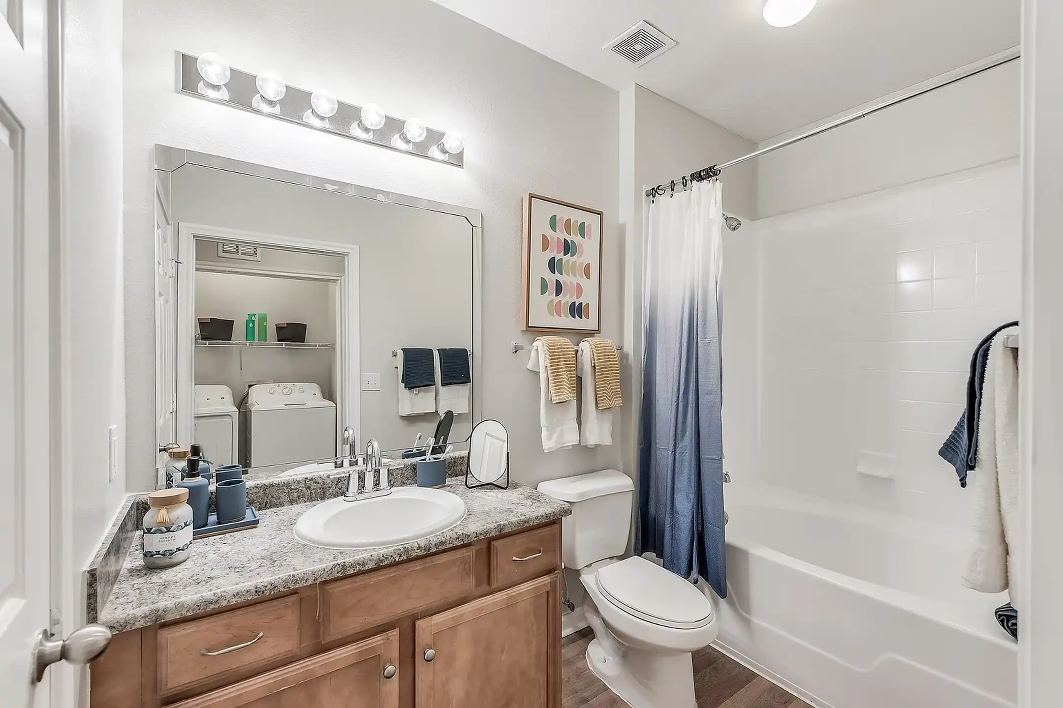 Carrington Park - Houston, TX 77089 | ApartmentGuide.com