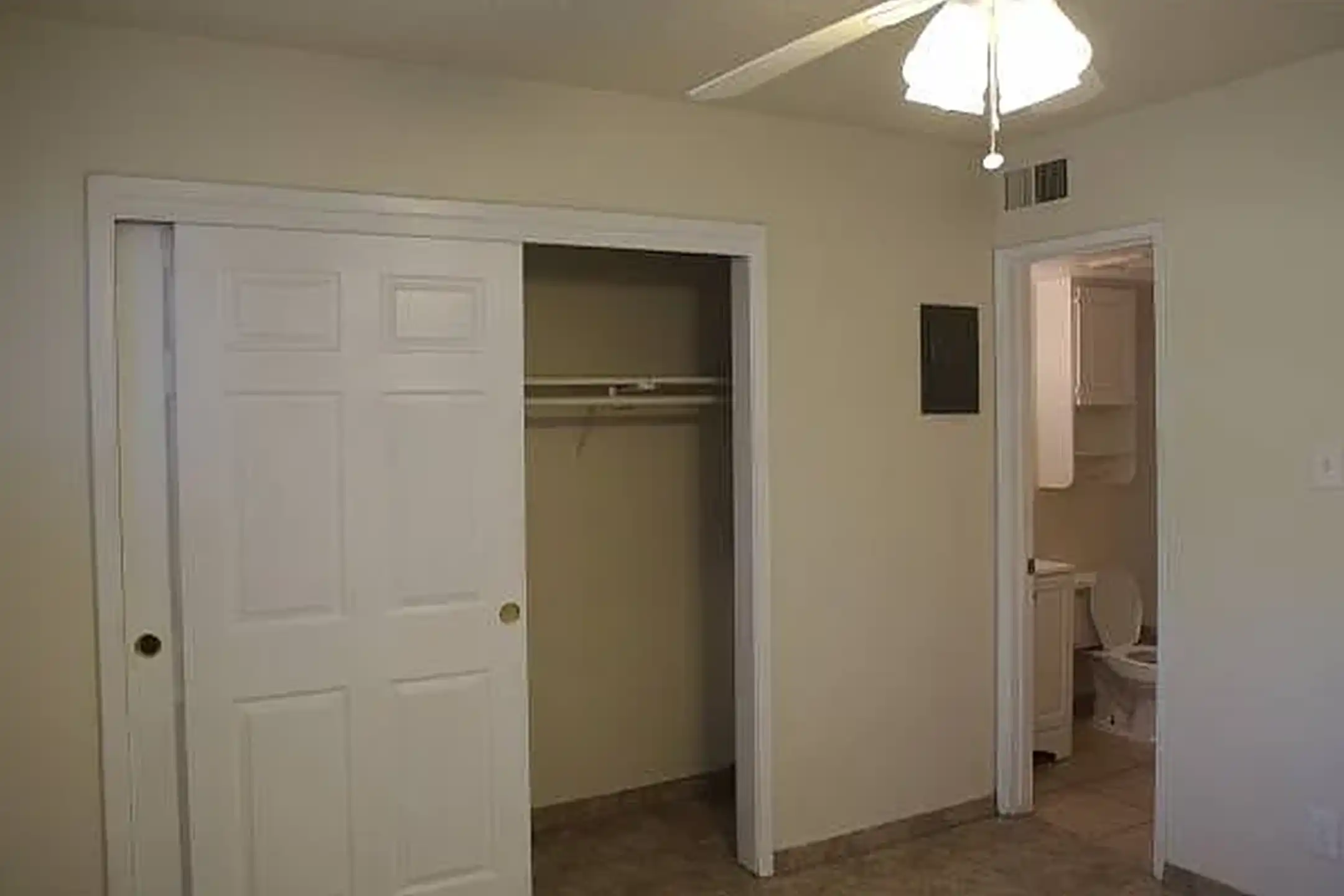Parkside Apartments - Avondale, AZ 85323 | ApartmentGuide.com