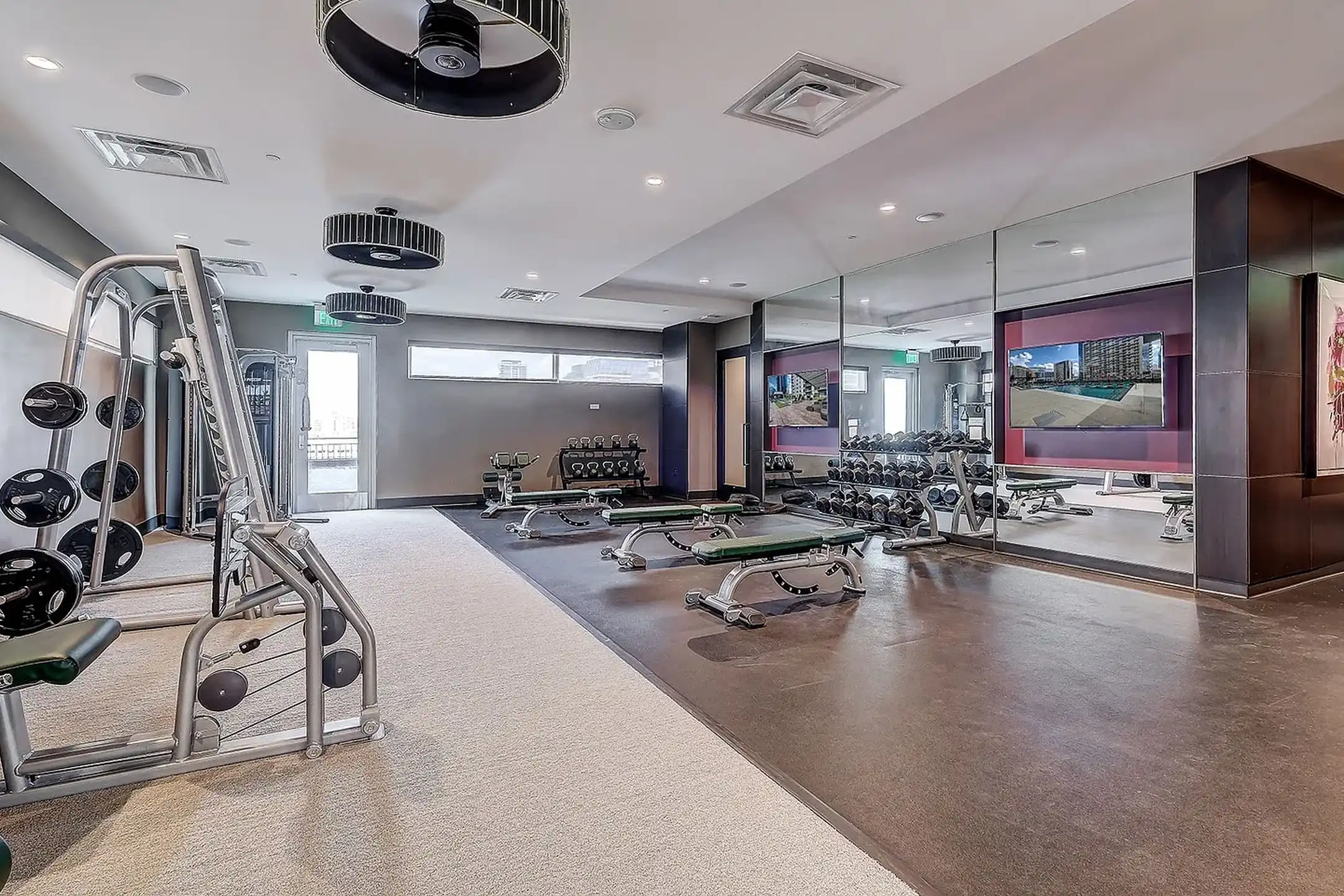 The Christopher - Dallas, TX 75201 | ApartmentGuide.com