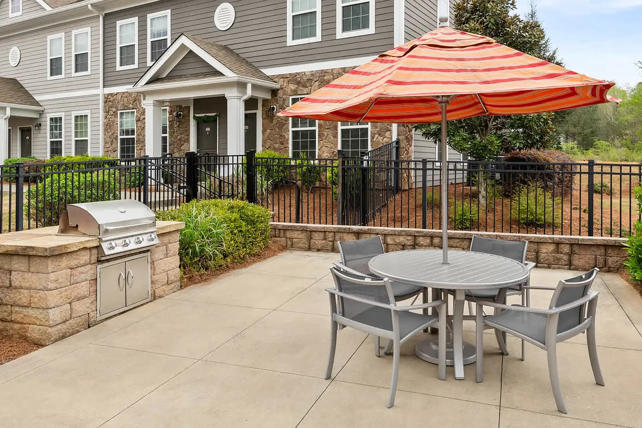 Summit Crossing - Cumming, GA 30041 | ApartmentGuide.com