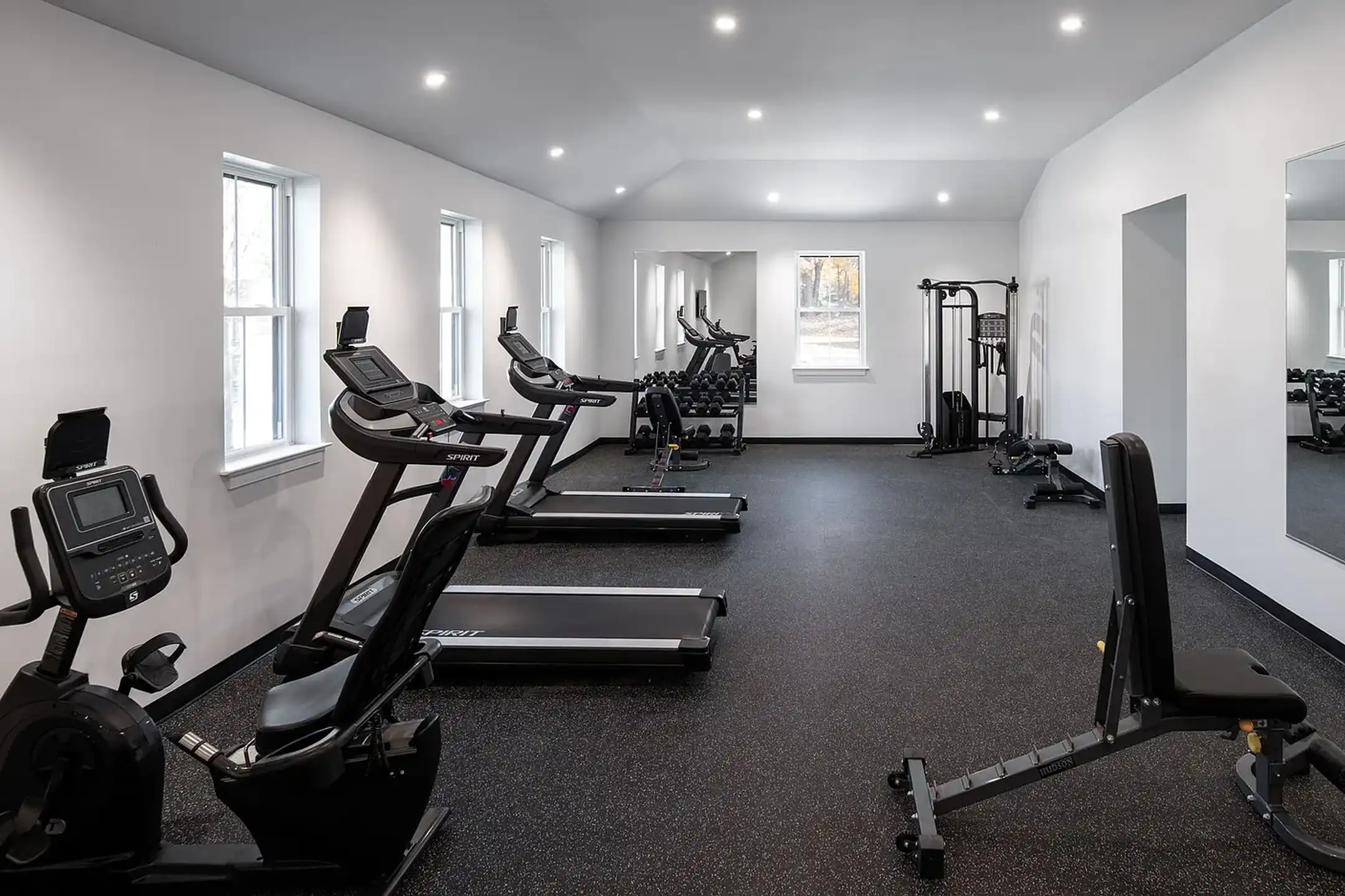 Bridge Road Commons - Haddam, CT 06438 | ApartmentGuide.com