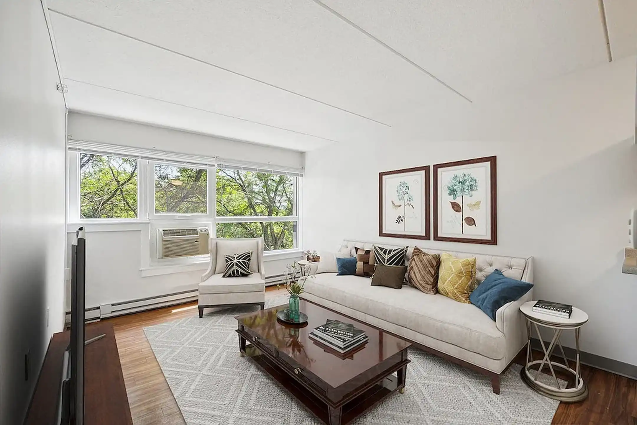 Baystate Place - Springfield, MA 01104 | ApartmentGuide.com