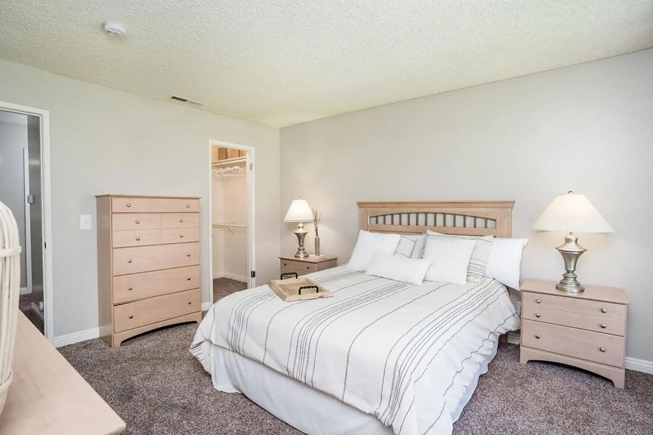 Torrey Ridge - Fresno, CA 93727 | ApartmentGuide.com