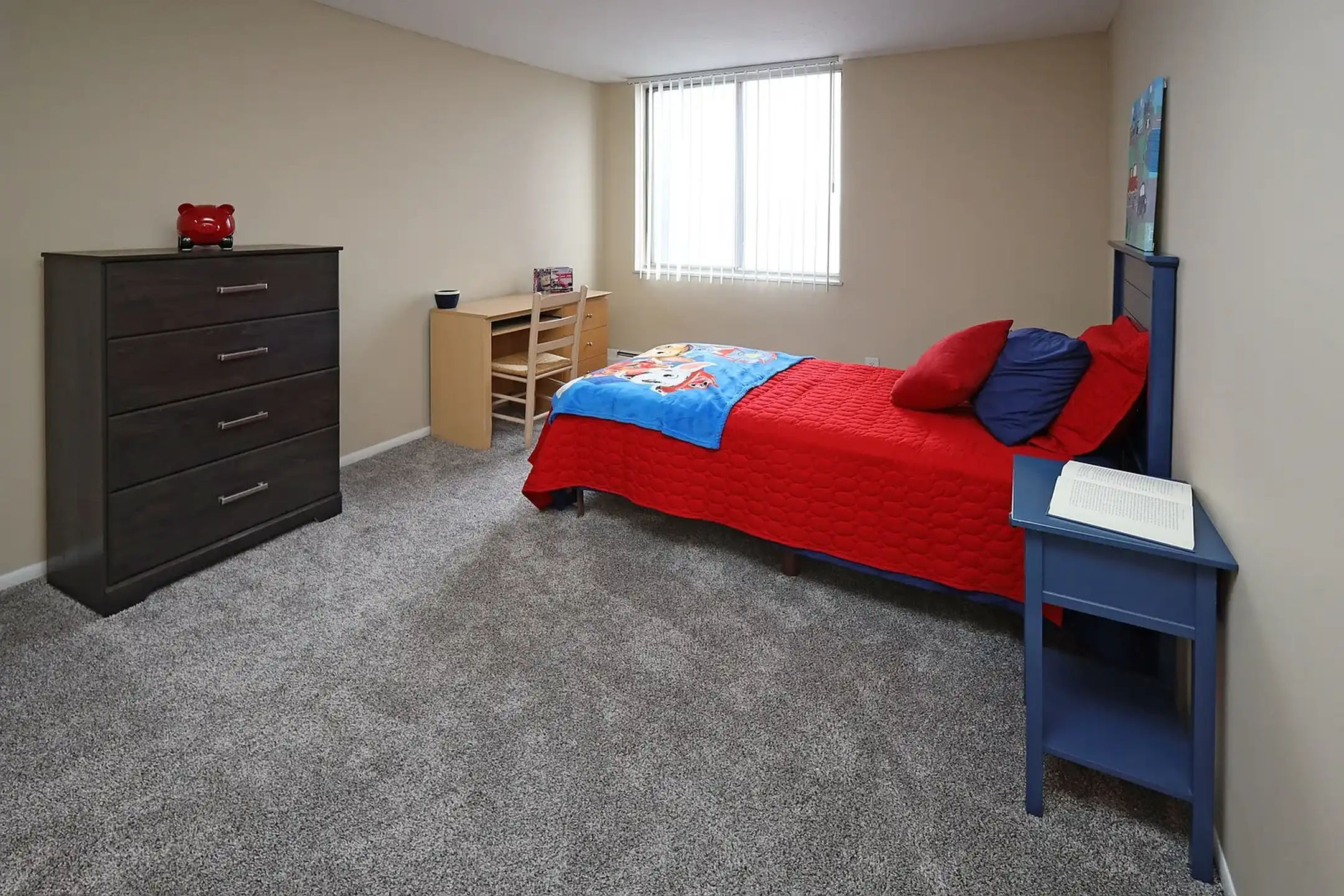 Harbor Crest - Euclid, OH 44123 | ApartmentGuide.com