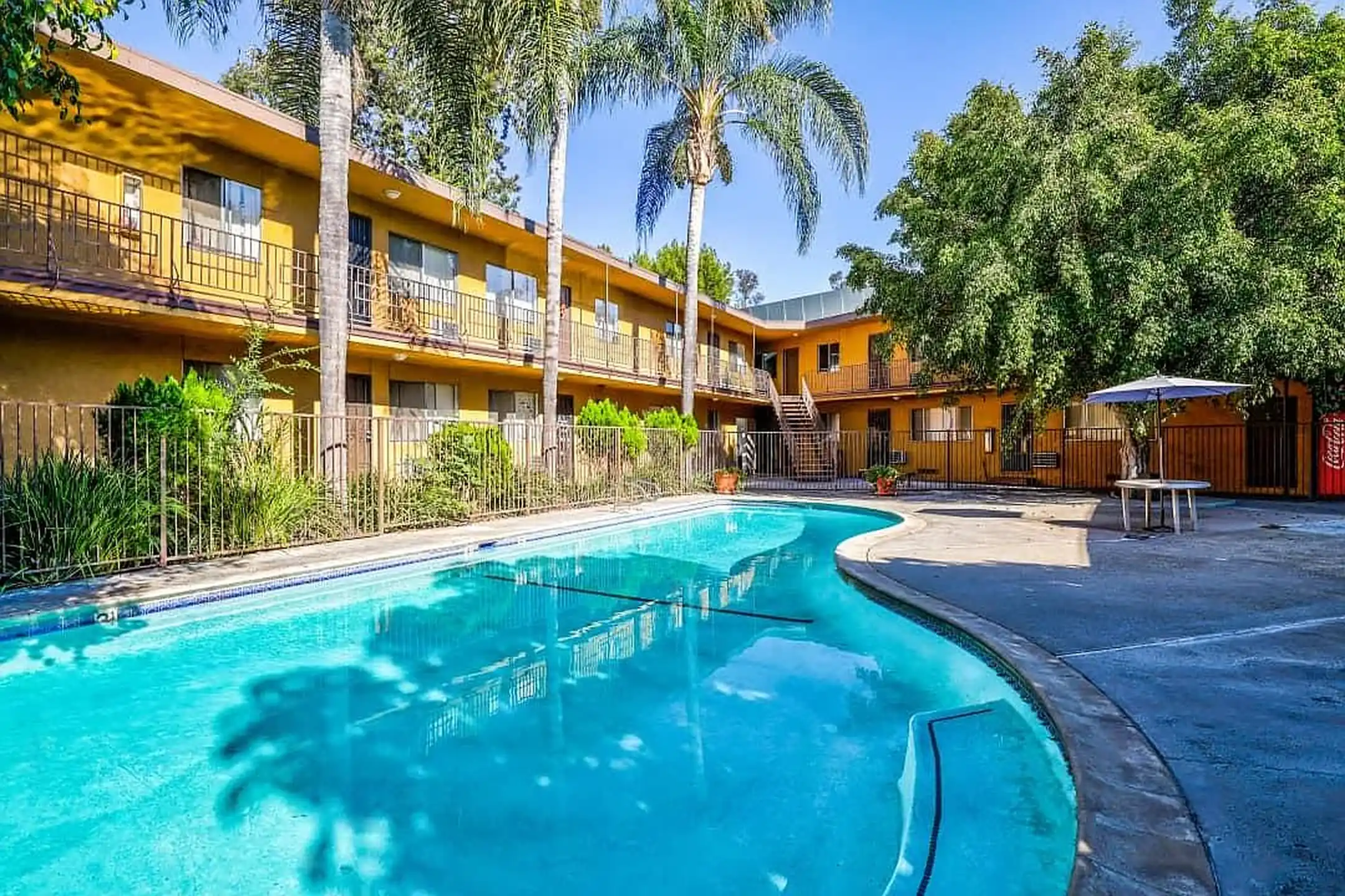 Palm Gate - South Gate, CA 90280 | ApartmentGuide.com