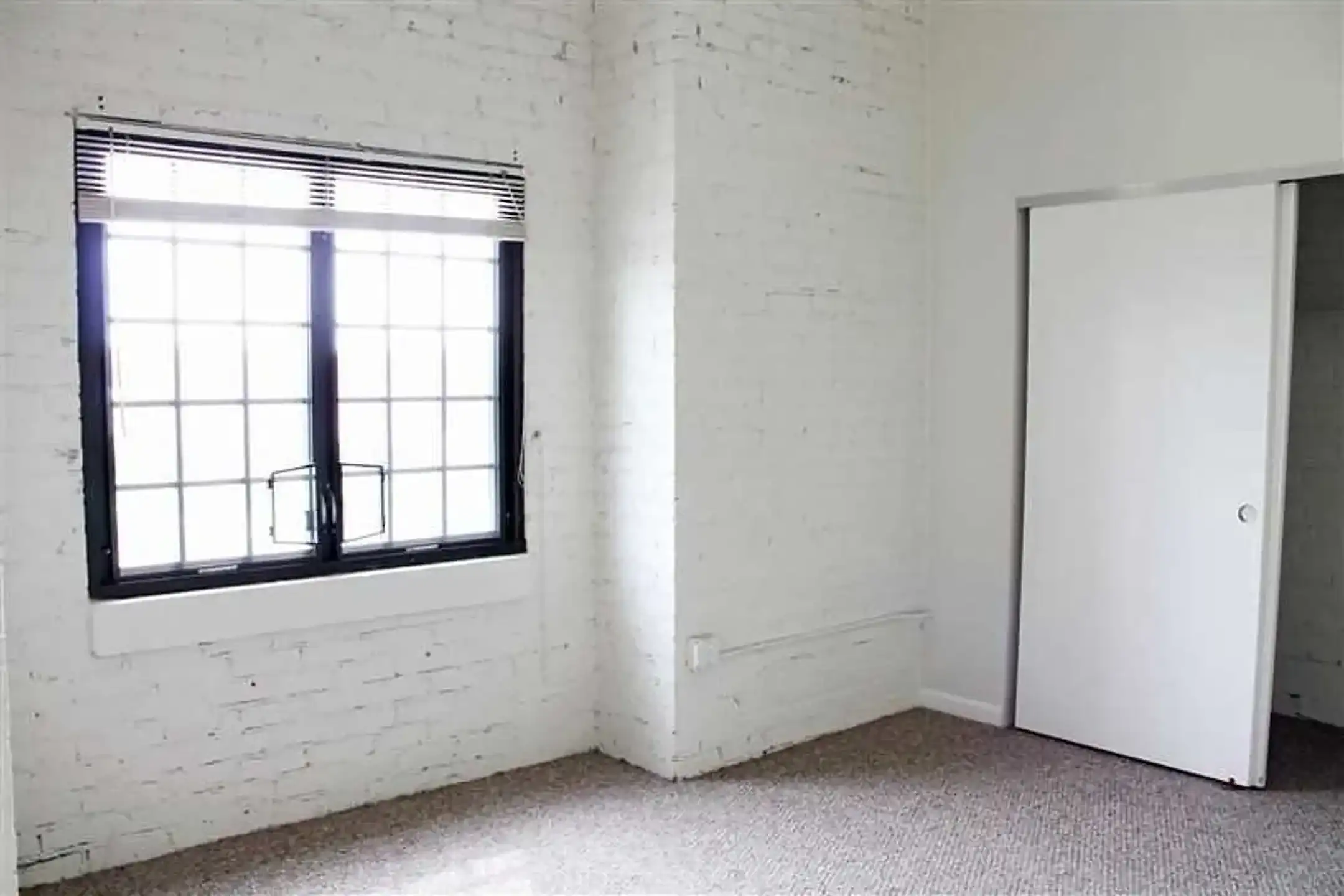 Armory Arts Apartments - Jackson, MI 49202 | ApartmentGuide.com