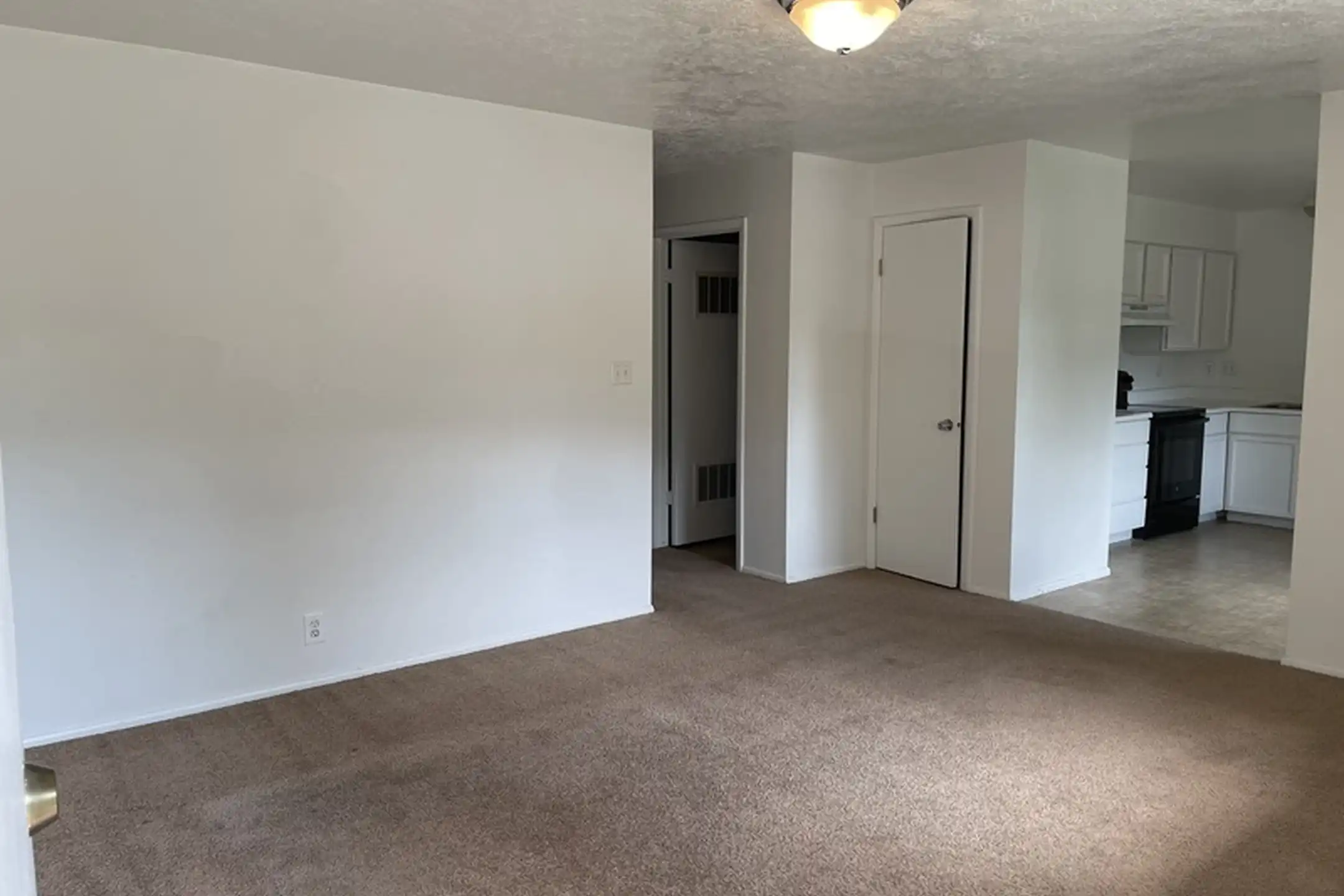 689 N 100 W unit R - Orem, UT 84057 | ApartmentGuide.com
