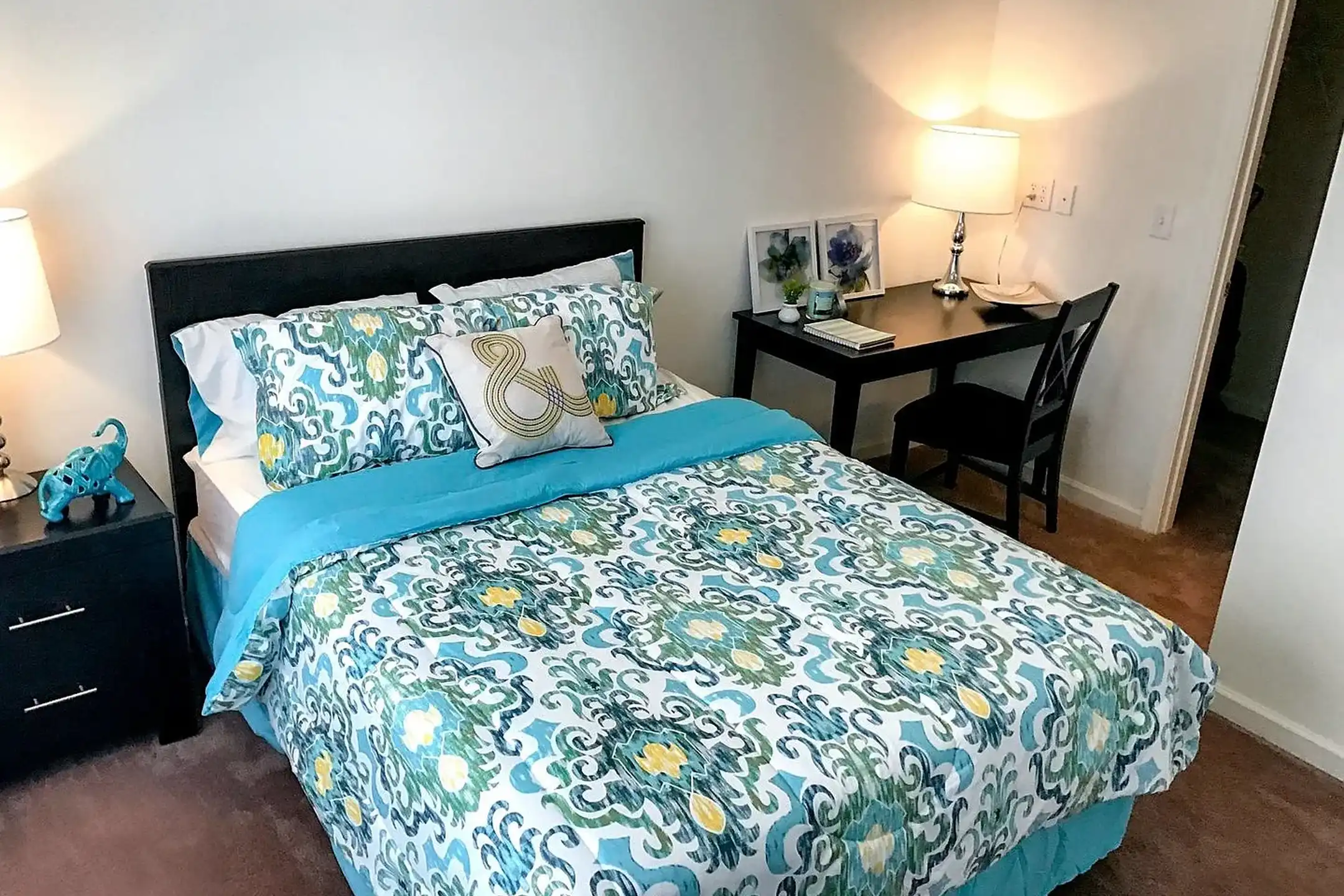 The Suites at Port Warwick - Newport News, VA 23606 | ApartmentGuide.com