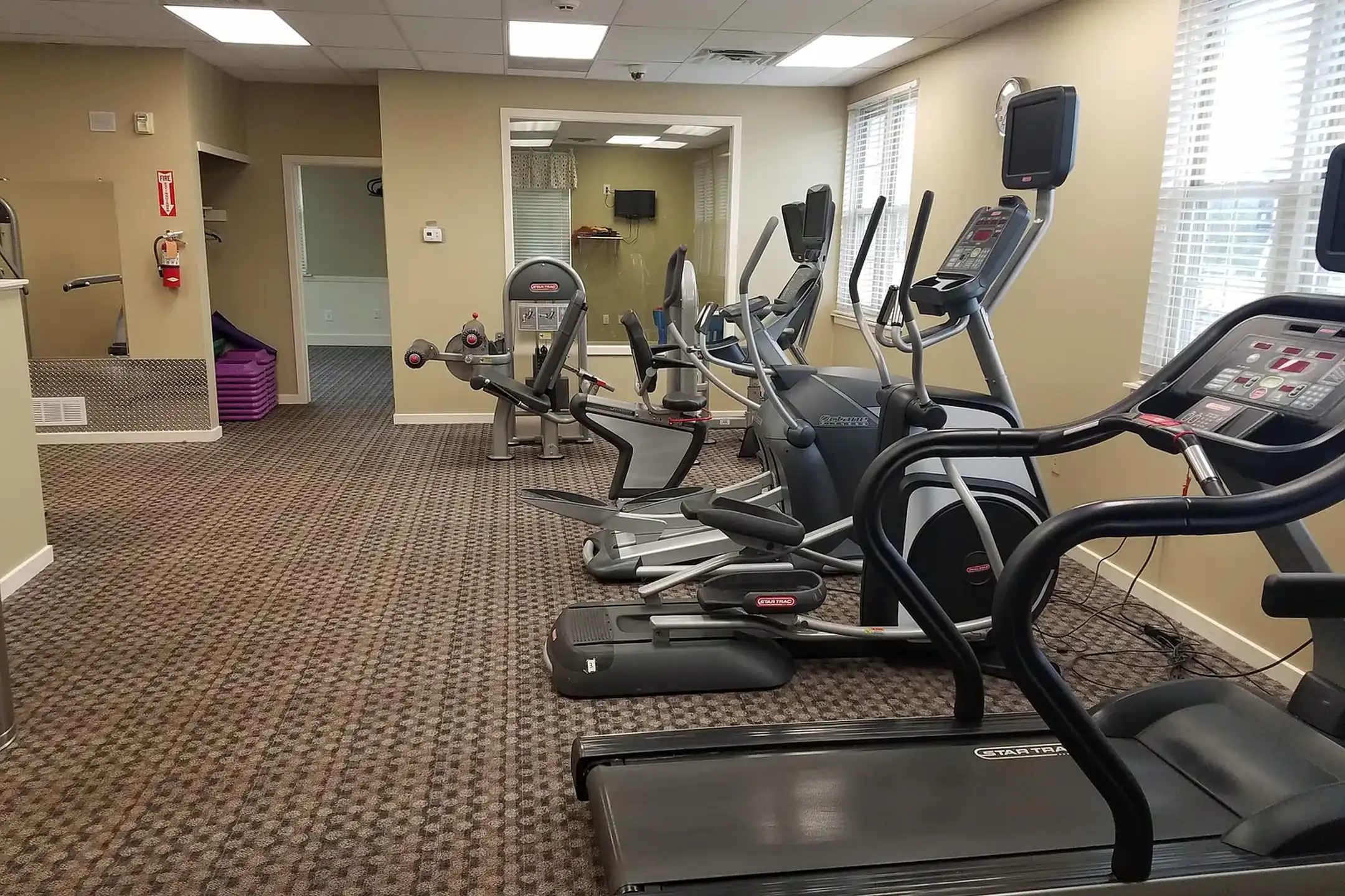 Park Crossing - Maple Shade, NJ 08052 | ApartmentGuide.com