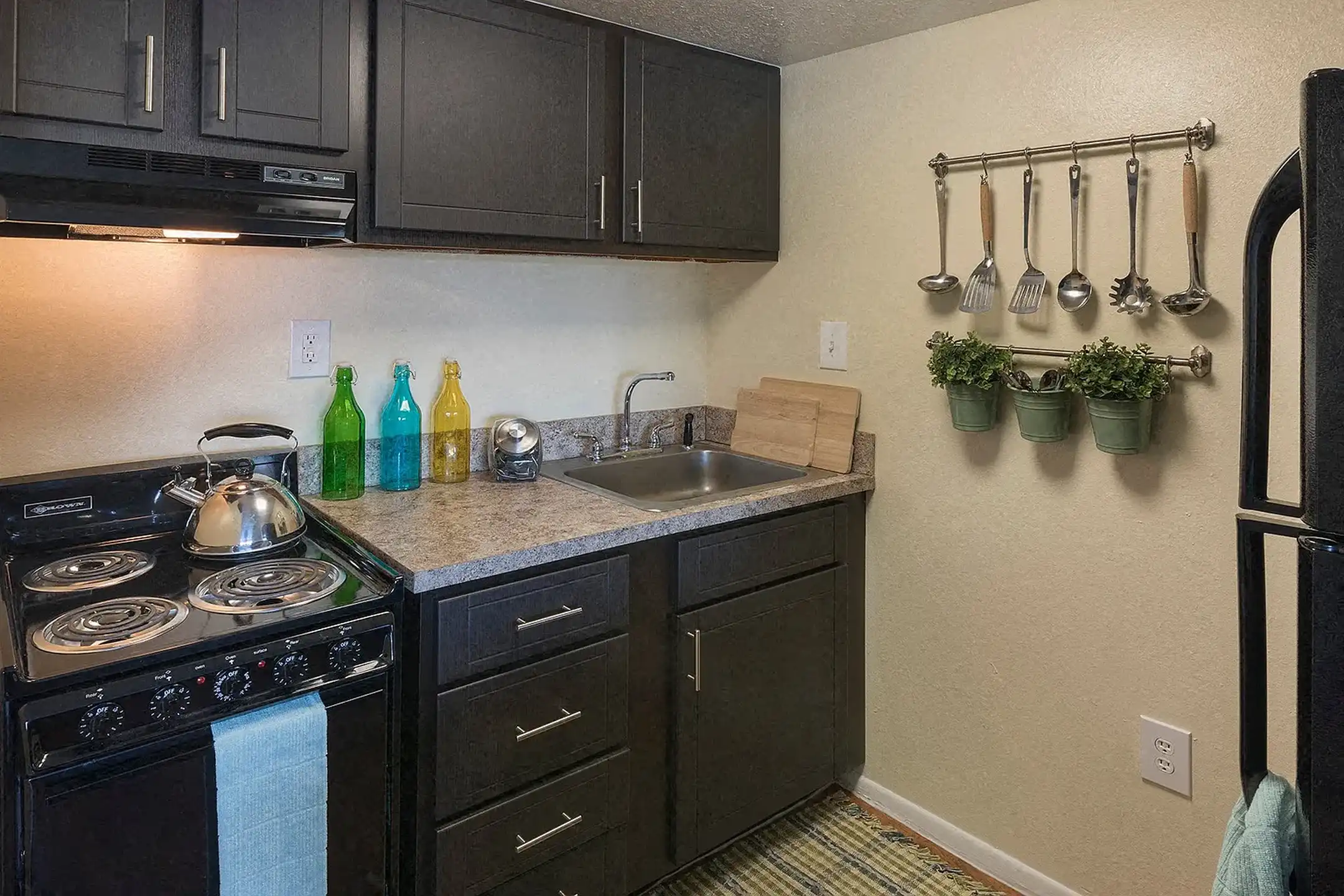 Cameron Cove - Davie, FL 33324 | ApartmentGuide.com