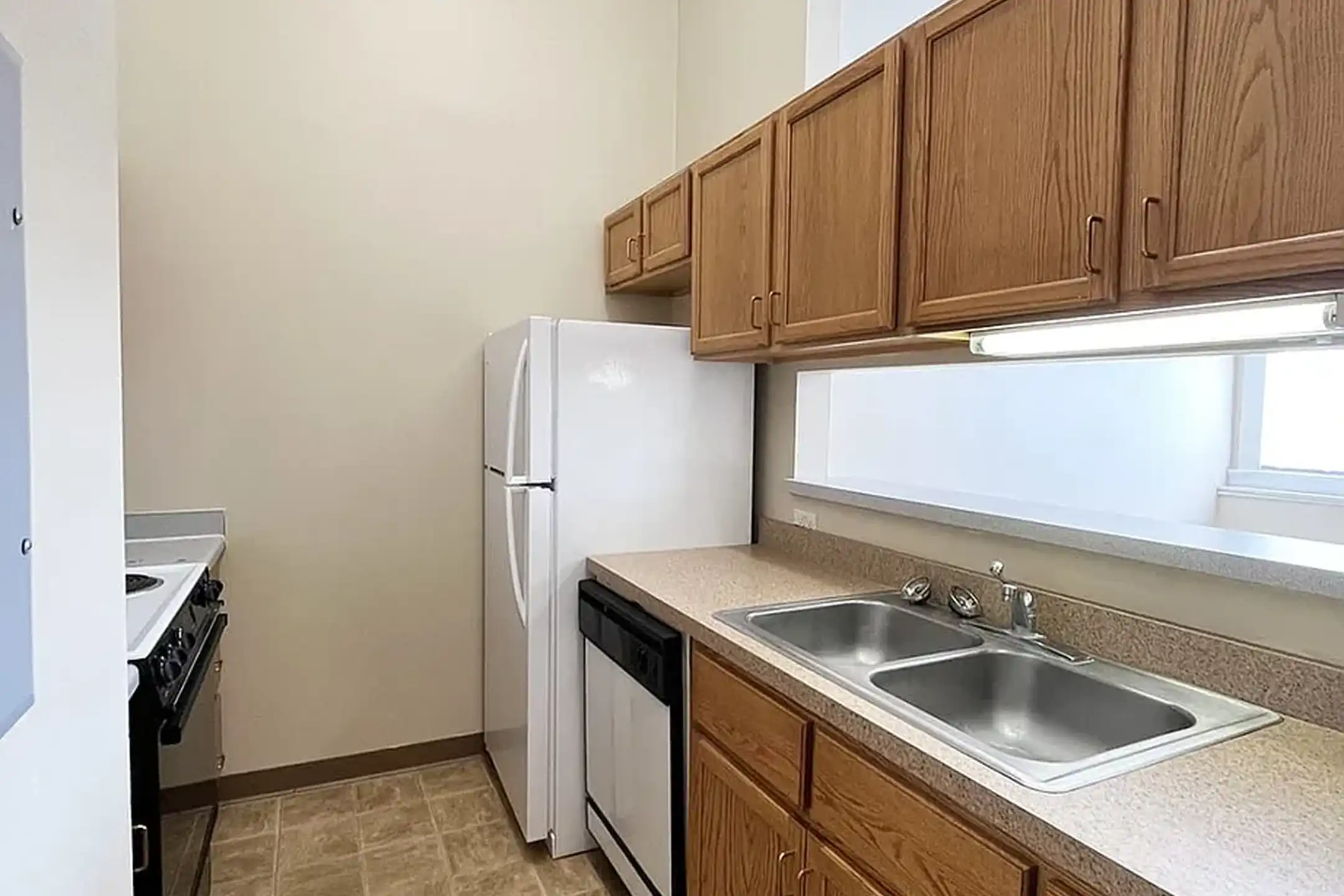 Stonehouse Apartments - Cannon Falls, MN 55009 | ApartmentGuide.com