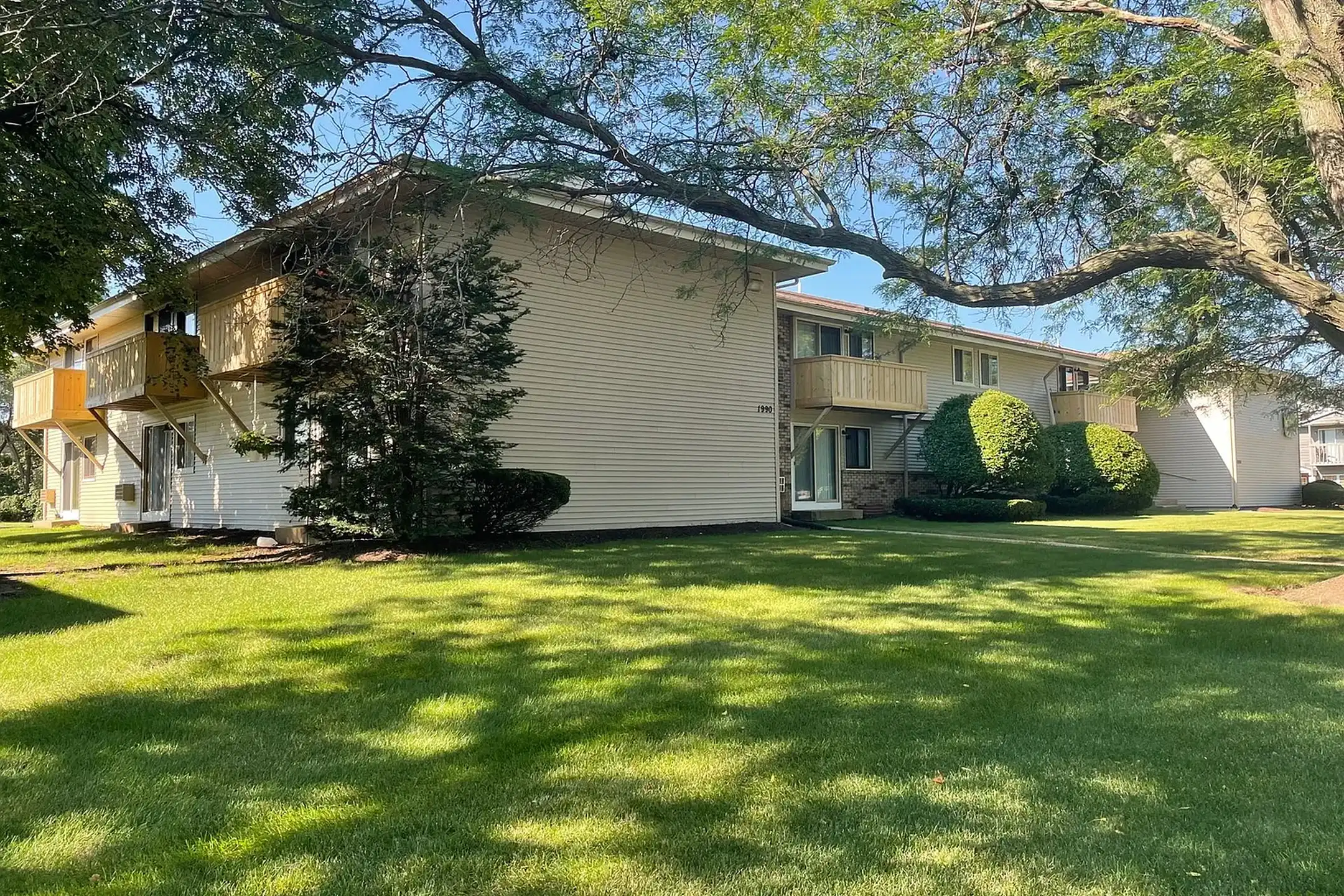 Beloit Brittany Apartments LLC - Beloit, WI 53511 | ApartmentGuide.com