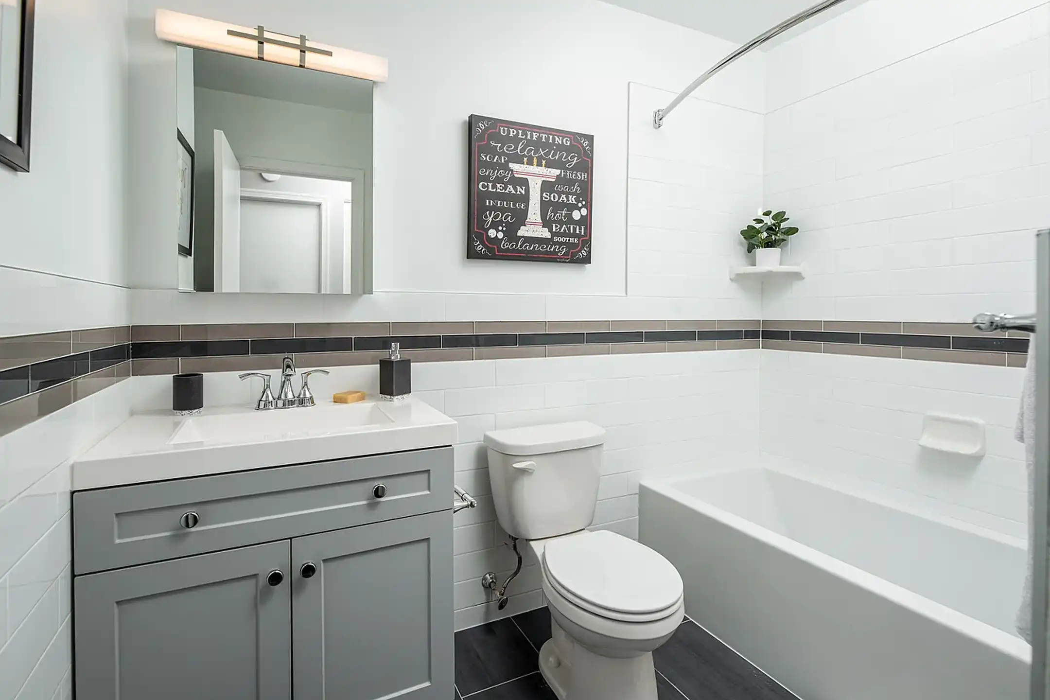 Middletown Trace Apartments - Langhorne, PA 19047 | ApartmentGuide.com