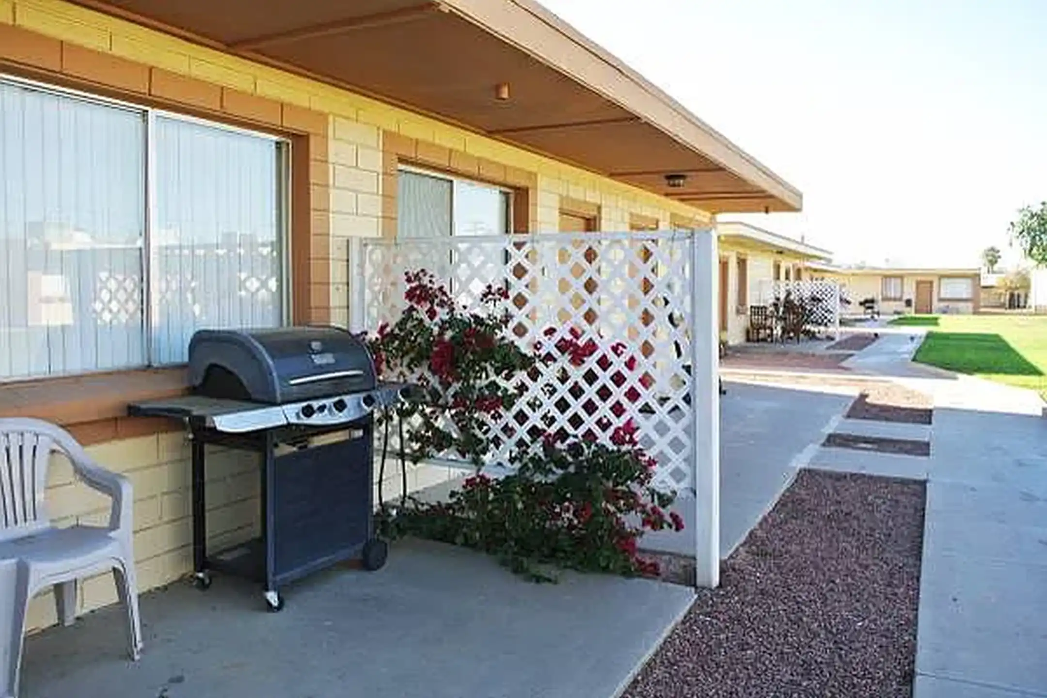 Parkside Apartments - Avondale, AZ 85323 | ApartmentGuide.com