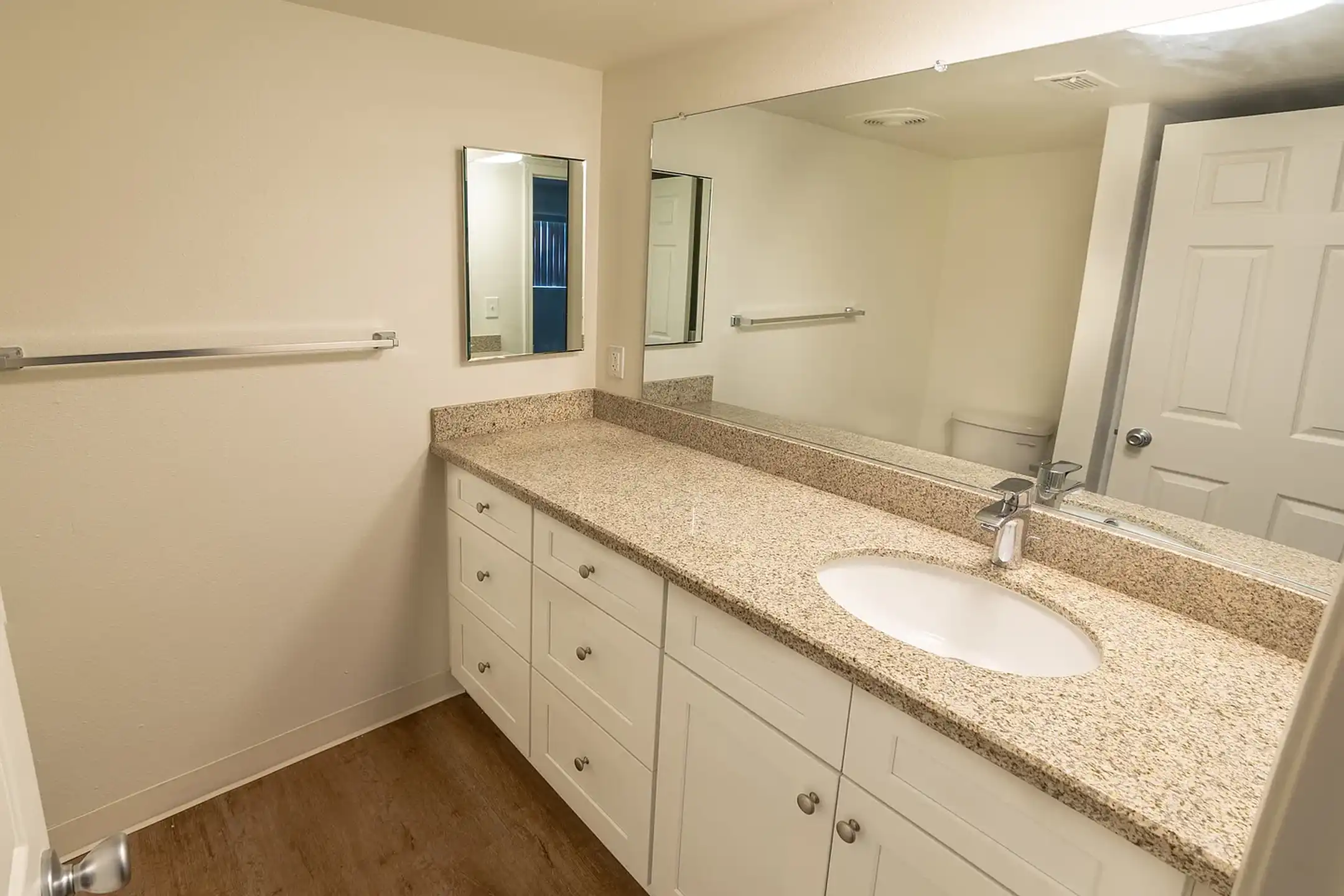 Amber Crest Apartments - Riverside, CA 92507 | ApartmentGuide.com