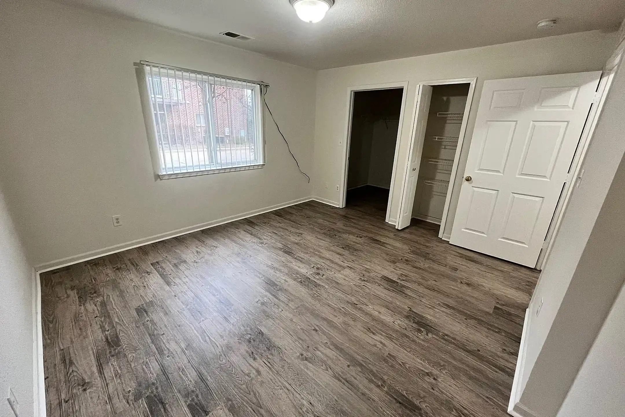 Vista Rose Apartments - Roseville, MI 48066 | ApartmentGuide.com