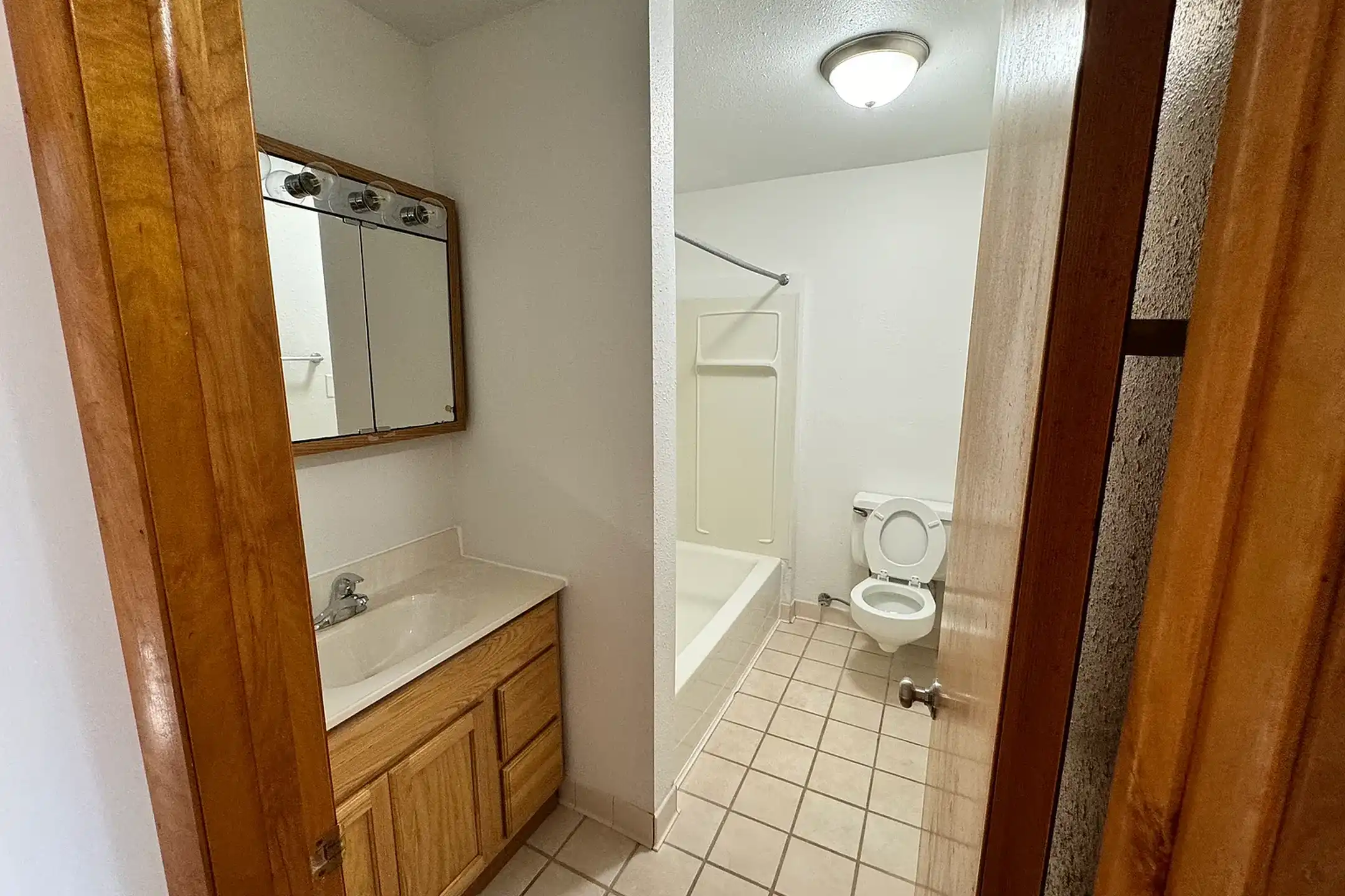 Cliffside Apartments - La Crosse, WI 54601 | ApartmentGuide.com