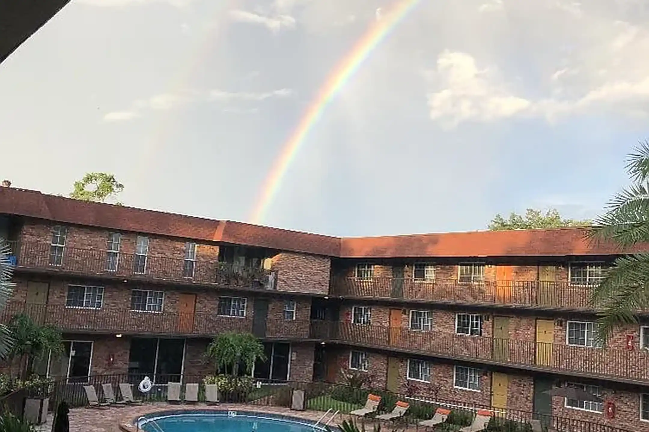 Veranda Flats - Saint Petersburg, FL 33713 | ApartmentGuide.com