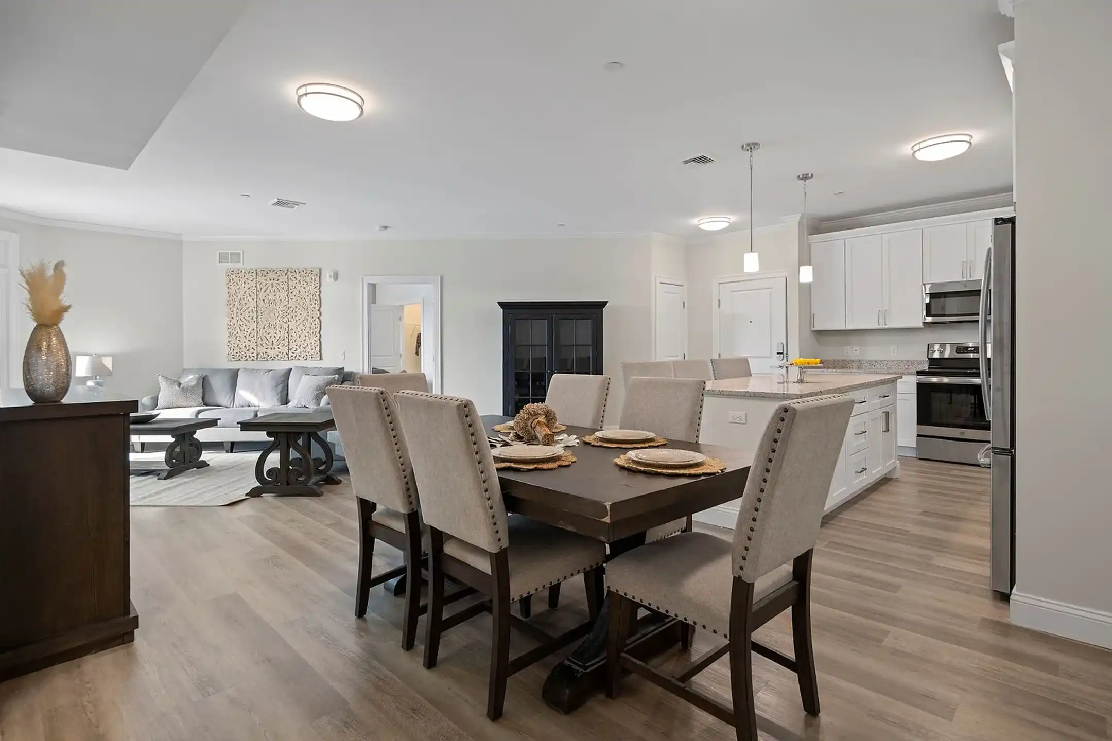 The Residences at Quarry Walk - Oxford, CT 06478 | ApartmentGuide.com