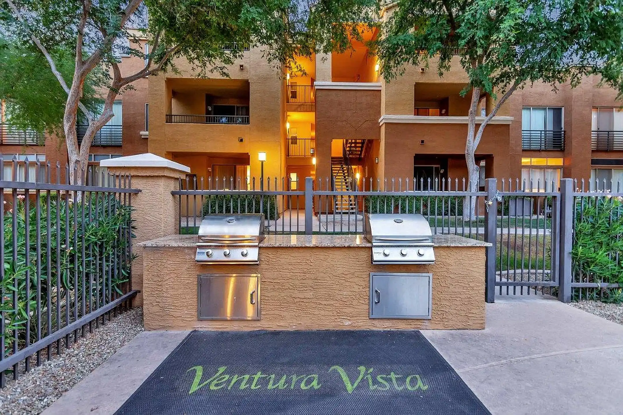 Ventura Vista - Phoenix, AZ 85024 | ApartmentGuide.com