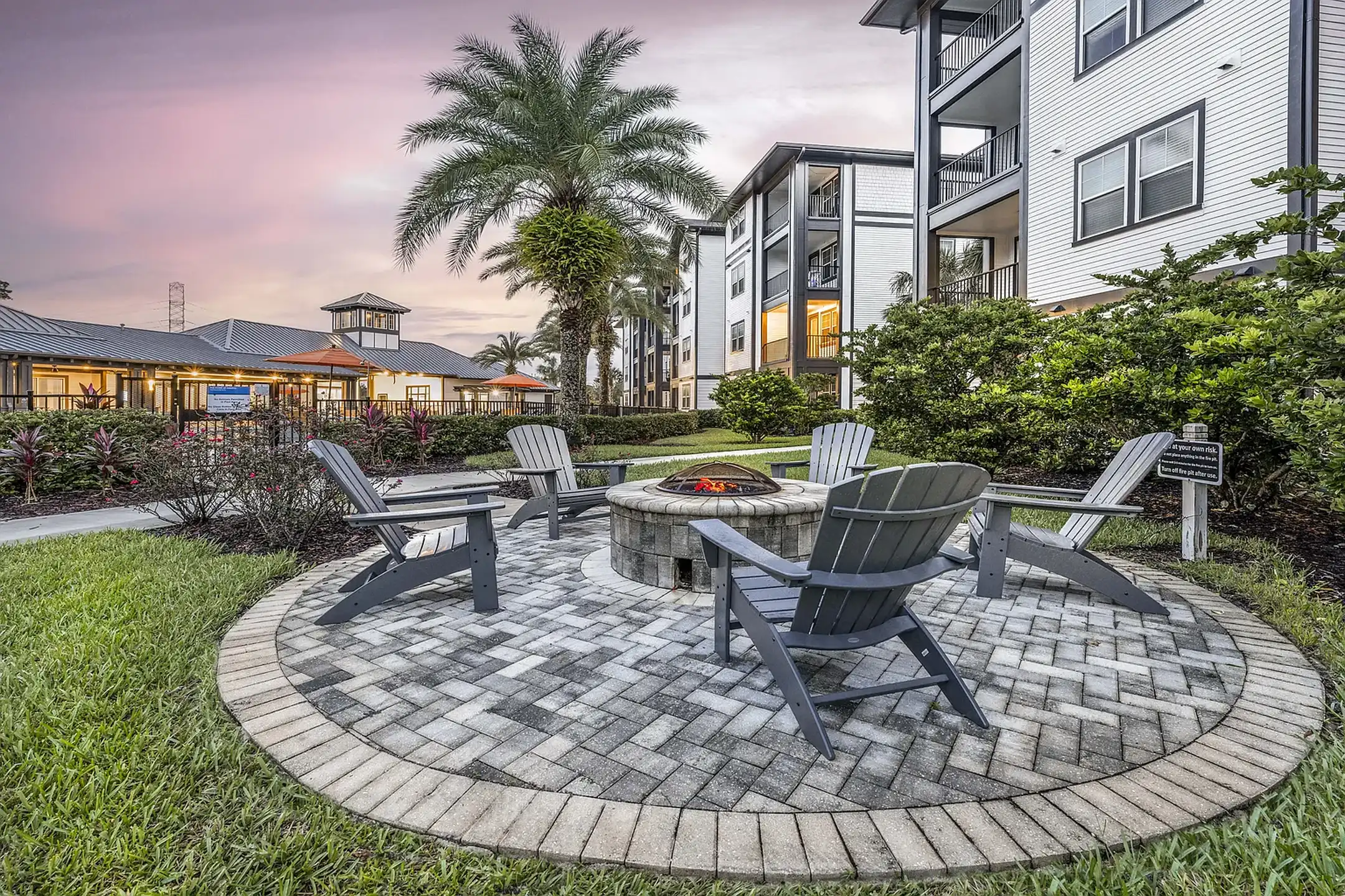 The Point at Tamaya - Jacksonville, FL 32246 | ApartmentGuide.com