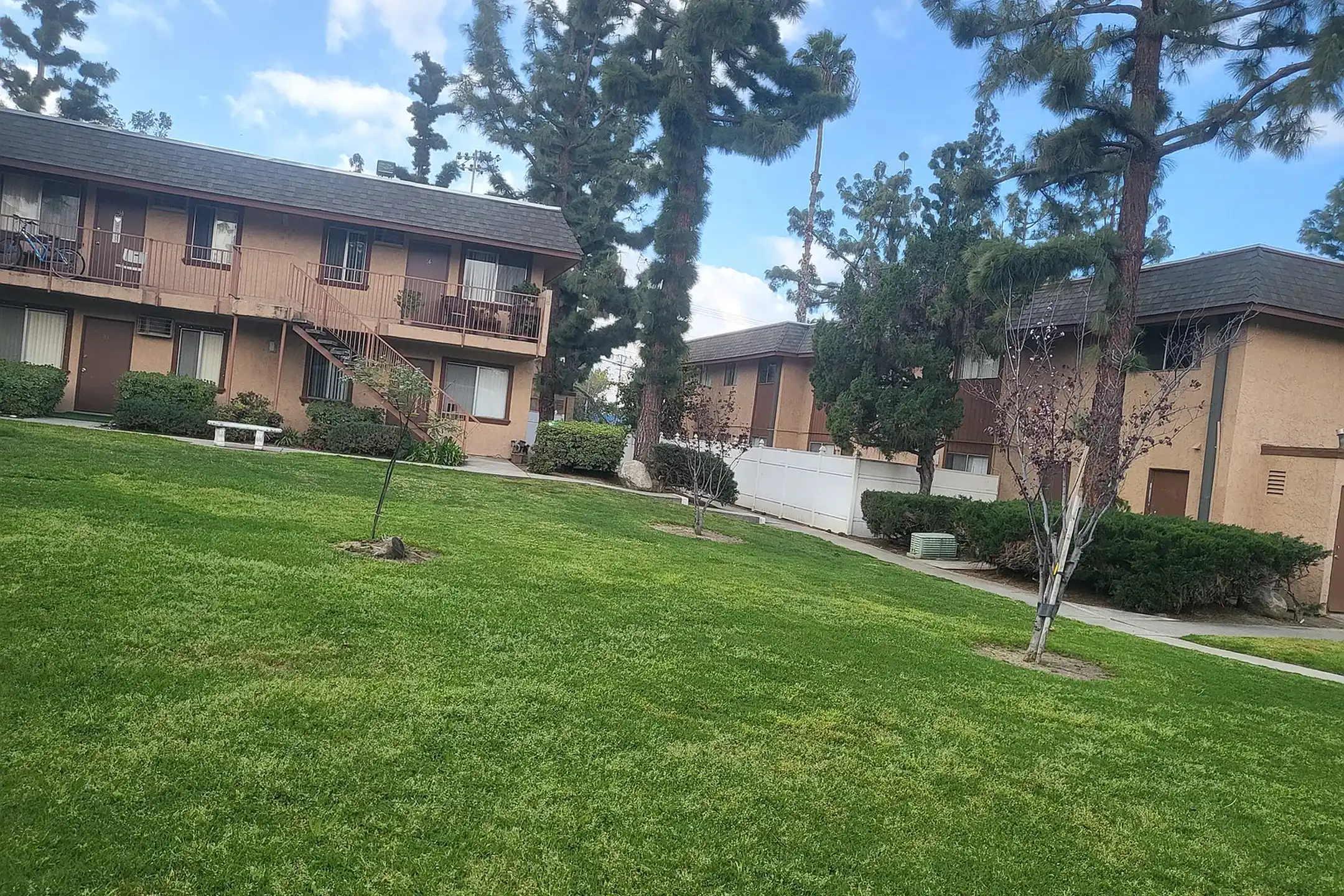 Park Hill Apartments - Riverside, CA 92507 | ApartmentGuide.com