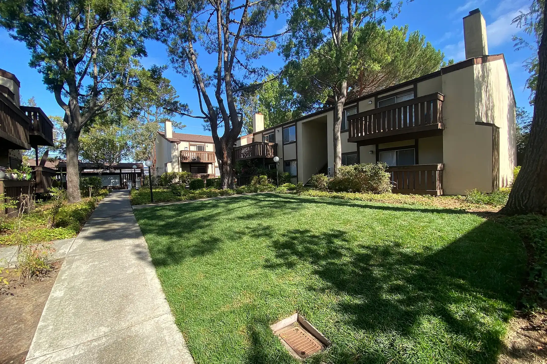 Shadow Creek - Castro Valley, CA 94546 | ApartmentGuide.com