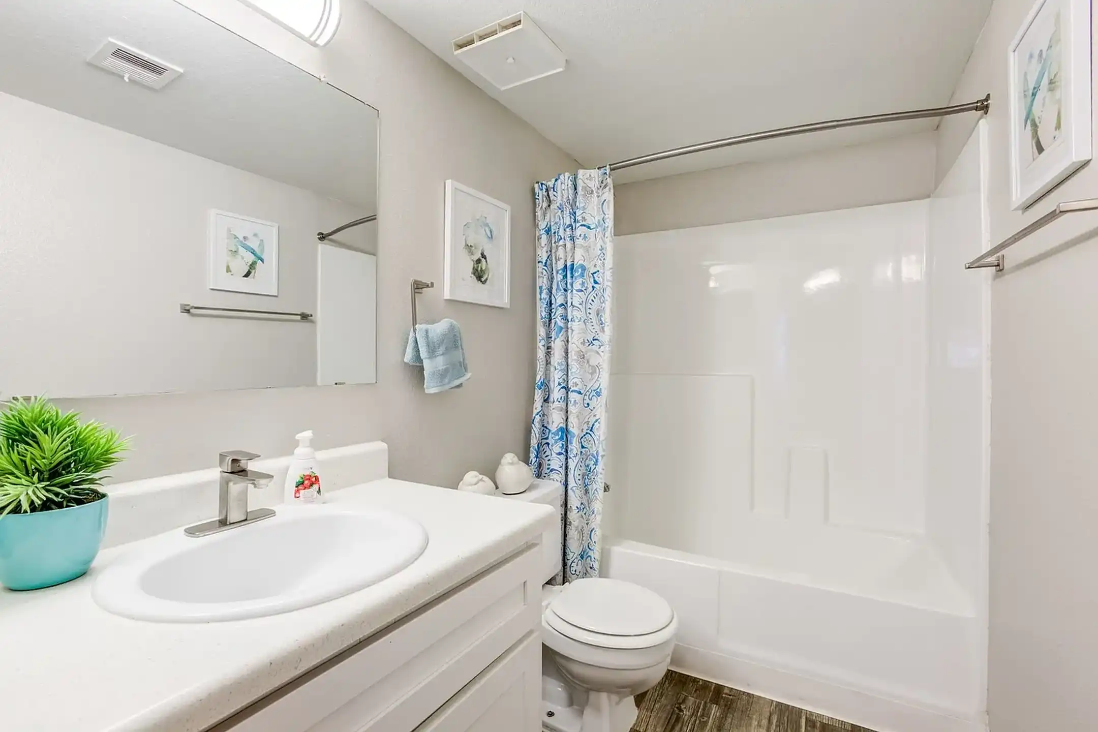 Argenta Apartments - Mesa, AZ 85206 | ApartmentGuide.com