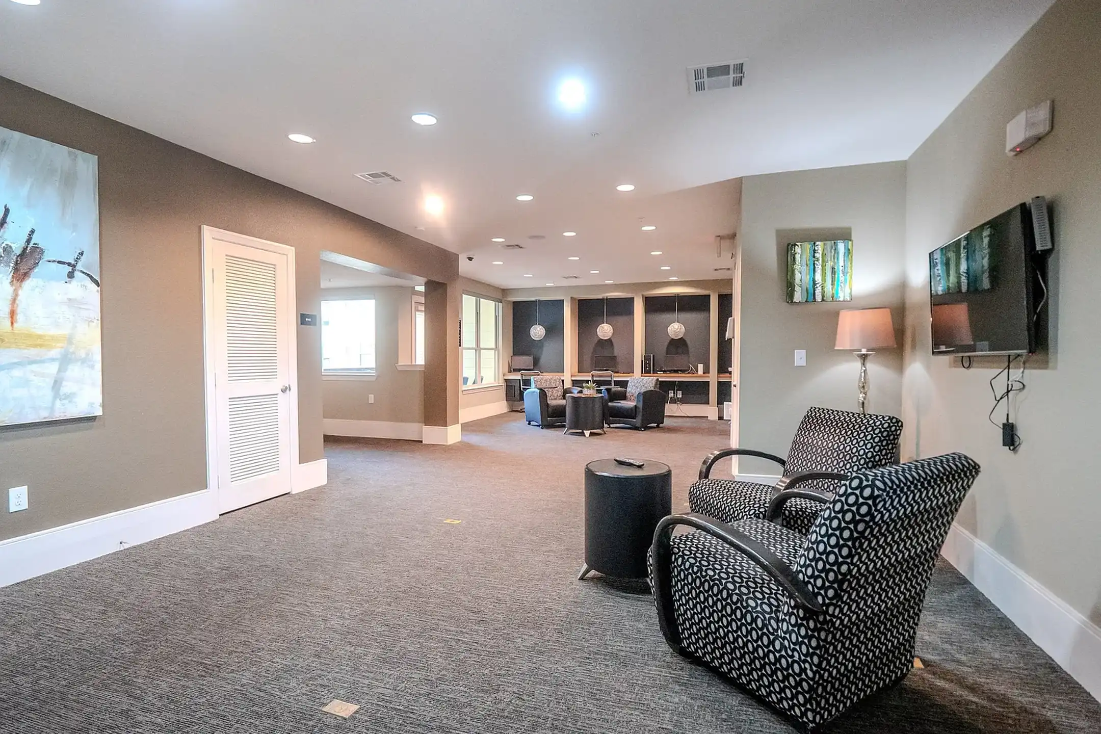 The District at SoCo - Austin, TX 78704 | ApartmentGuide.com