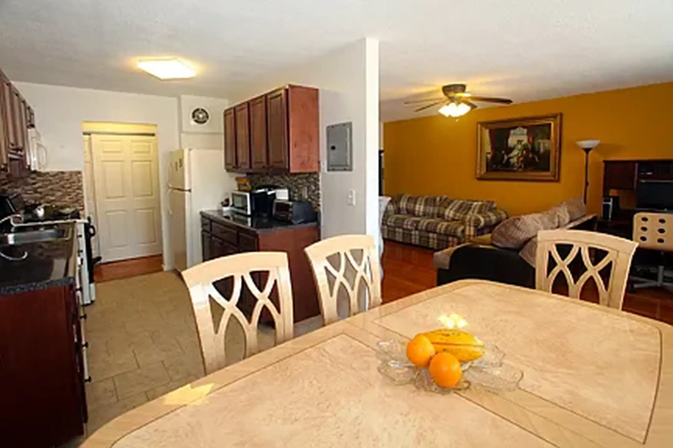 Washington Heights Apartments - Bloomfield, NJ 07003 | ApartmentGuide.com