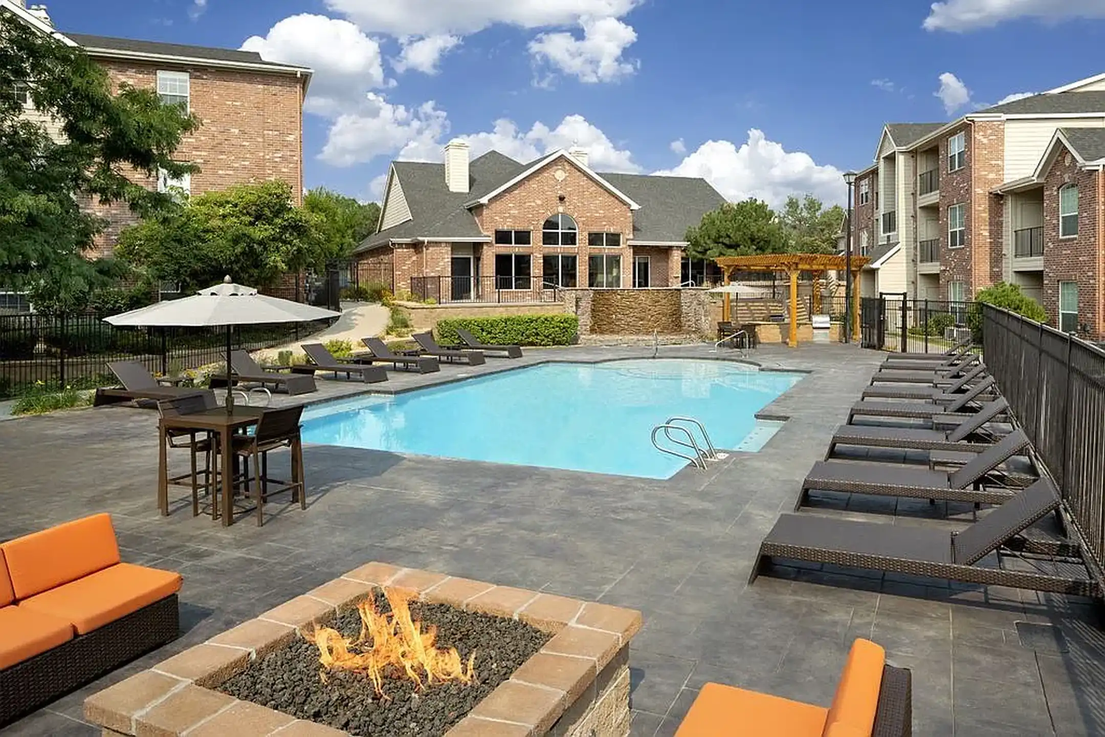 Camden Caley - Englewood, CO 80111 | ApartmentGuide.com