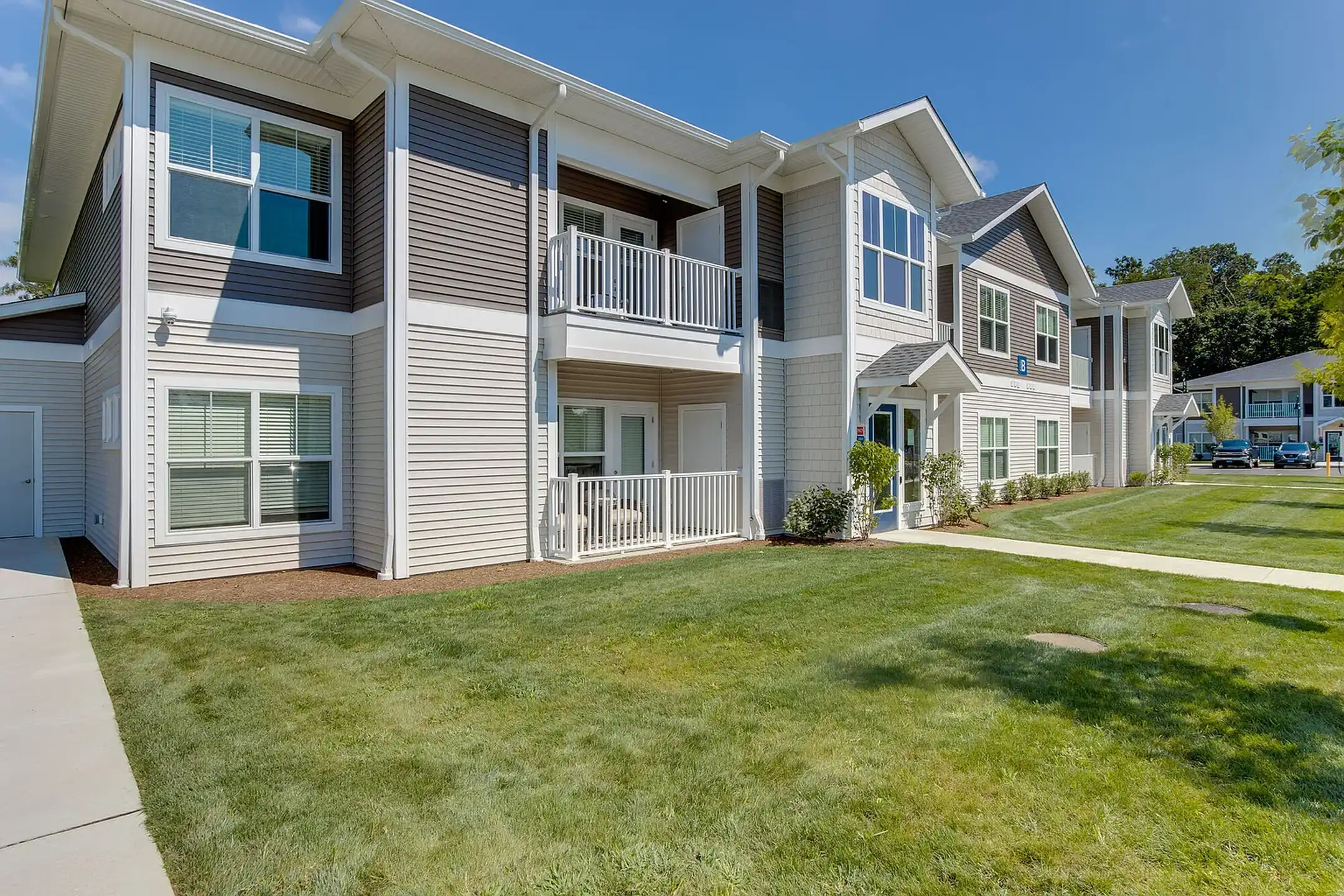 Blueway Commons - Haddam, CT 06438 | ApartmentGuide.com