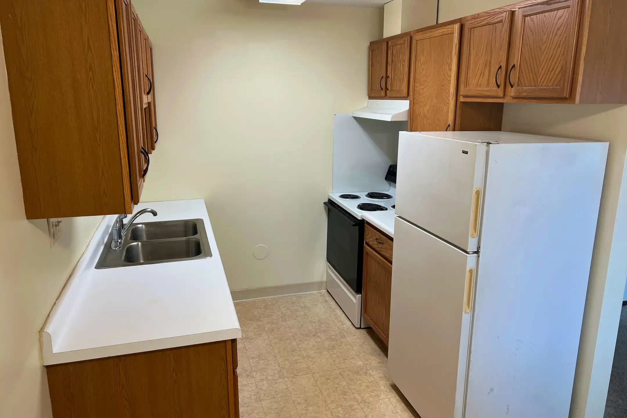 365 Baldwin Ave NW unit 102 - Elk River, MN 55330 | ApartmentGuide.com
