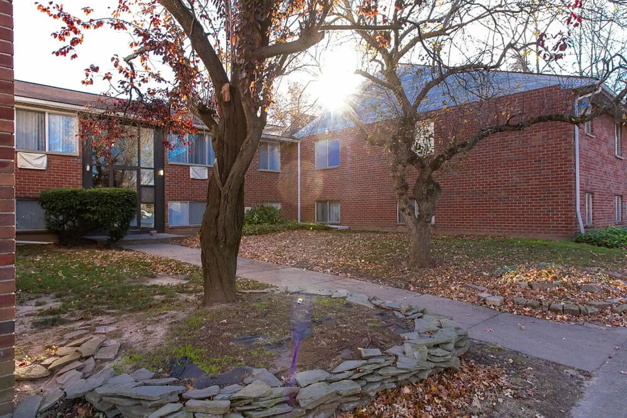 Northside Manor Apartments - Rochester, NY 14621 | ApartmentGuide.com