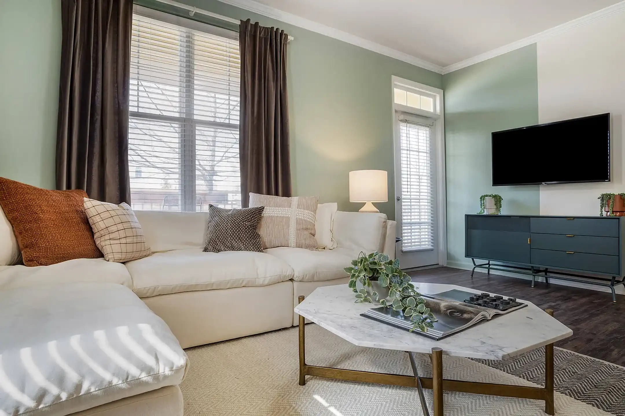 Bell Ashburn Farms - Ashburn, VA 20148 | ApartmentGuide.com