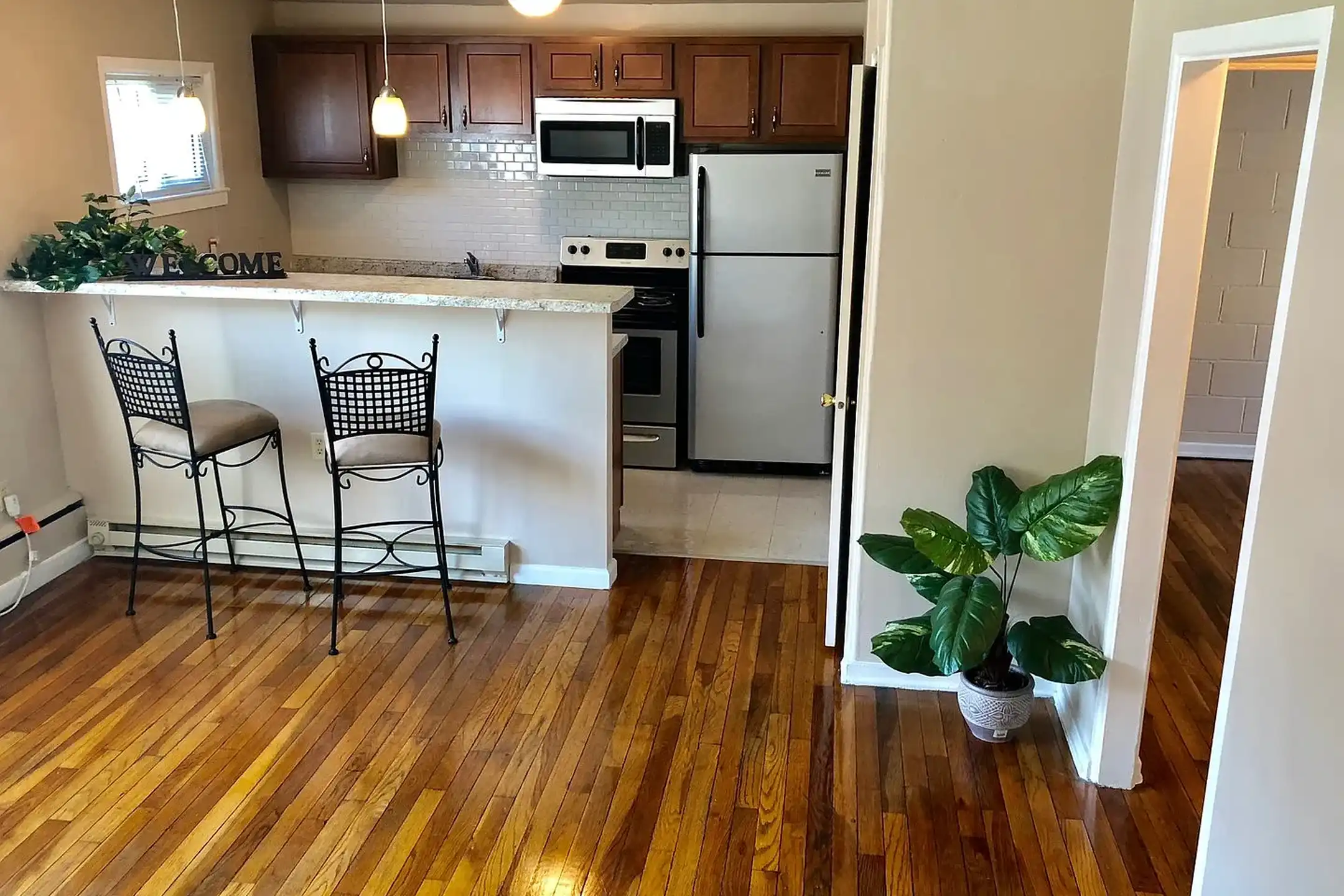 Maple Court - Indianapolis, IN 46205 | ApartmentGuide.com