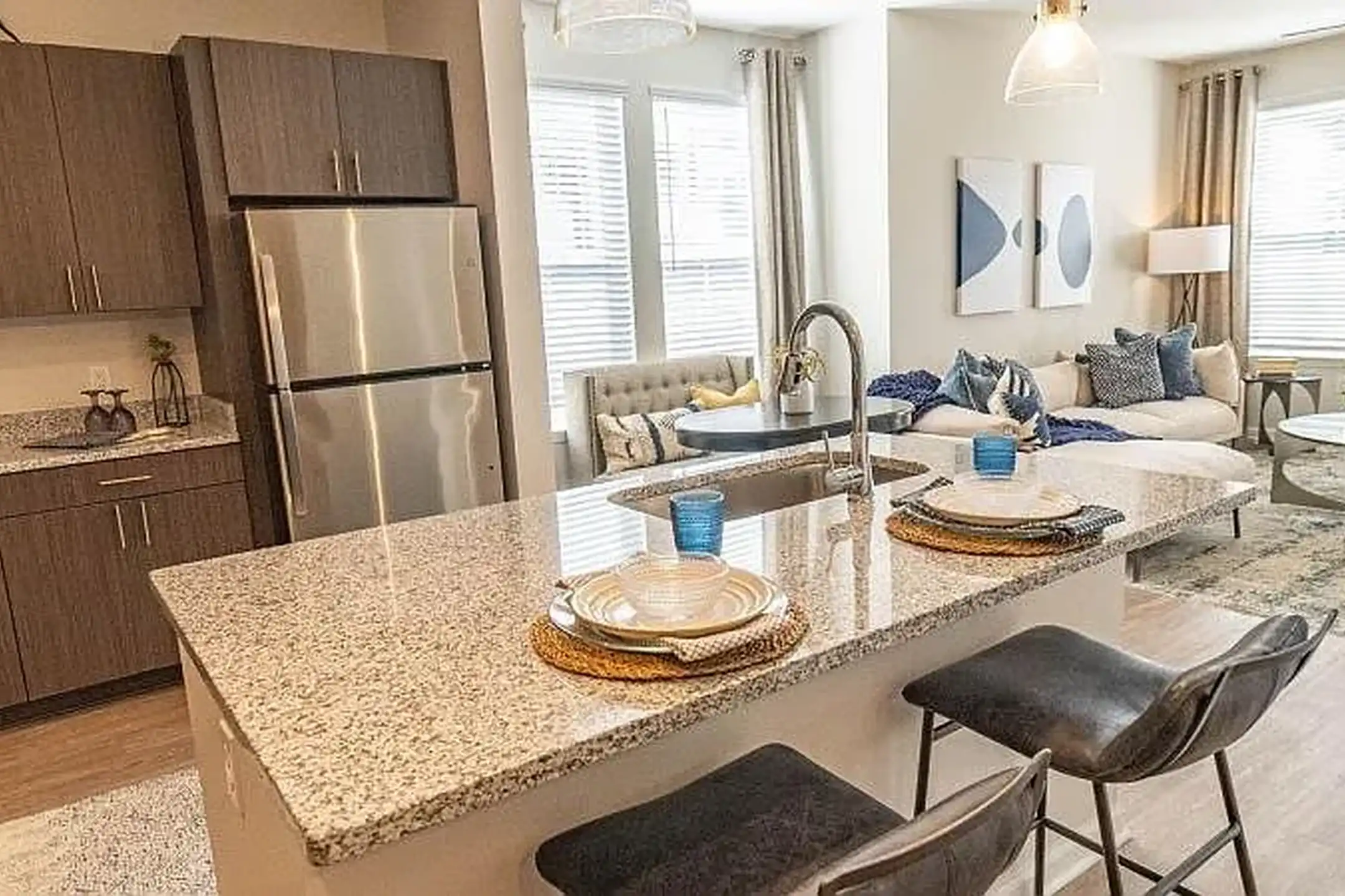 Madison Farms - Charlotte, NC 28262 | ApartmentGuide.com