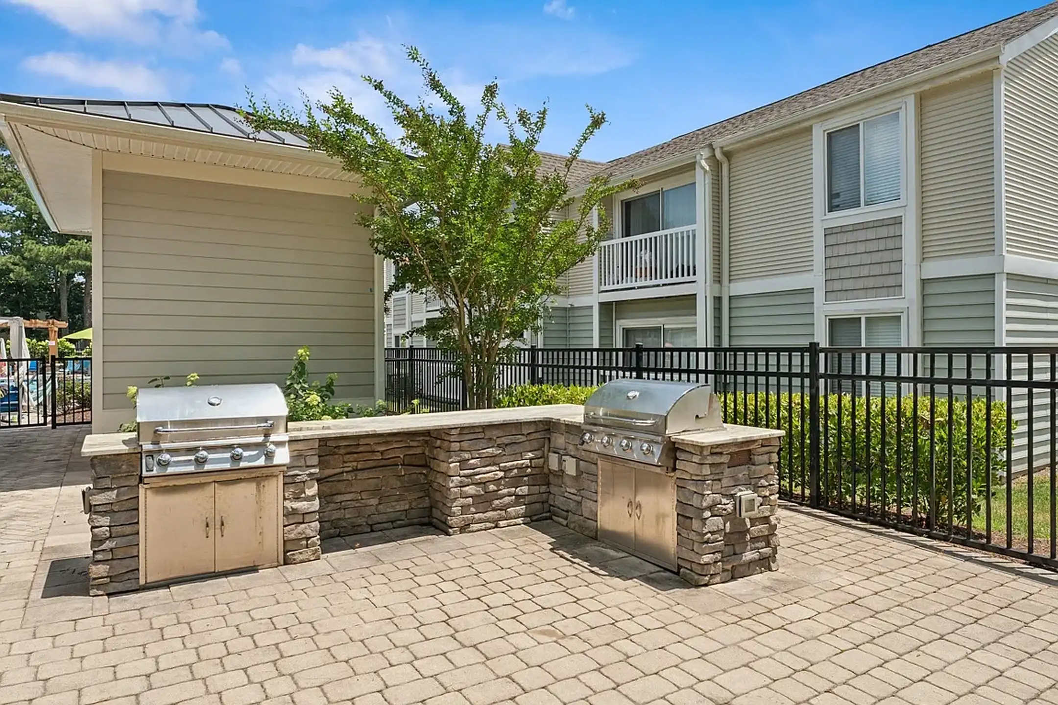 Linkhorn Bay Apartments - Virginia Beach, VA 23451 | ApartmentGuide.com