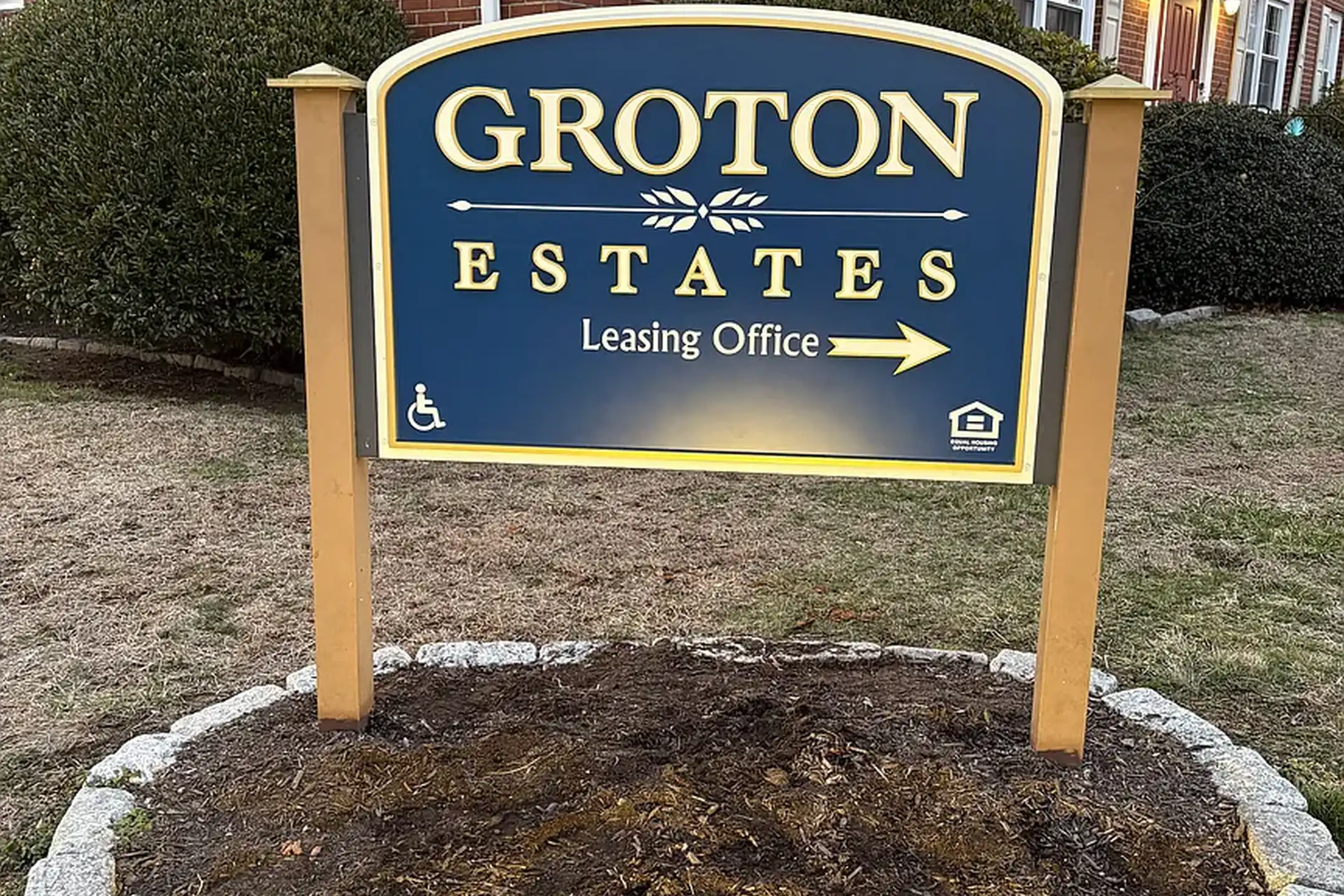 Groton Estates - Groton, CT 06340 | ApartmentGuide.com