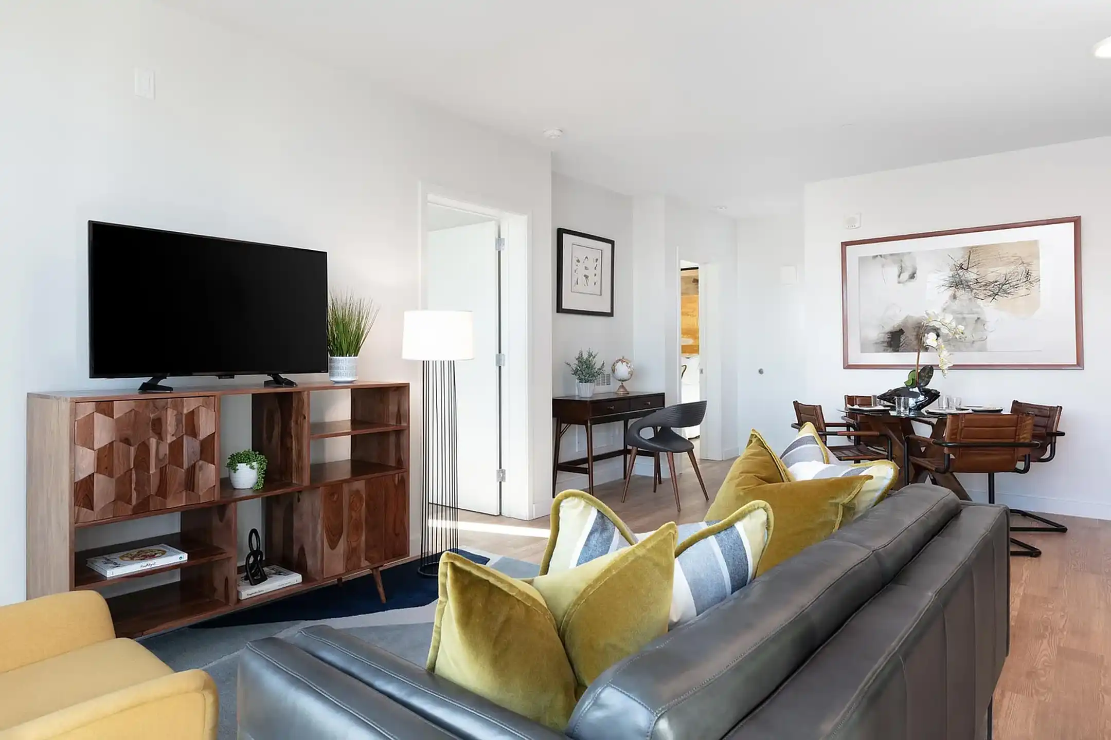 HQ - San Francisco, CA 94103 | ApartmentGuide.com