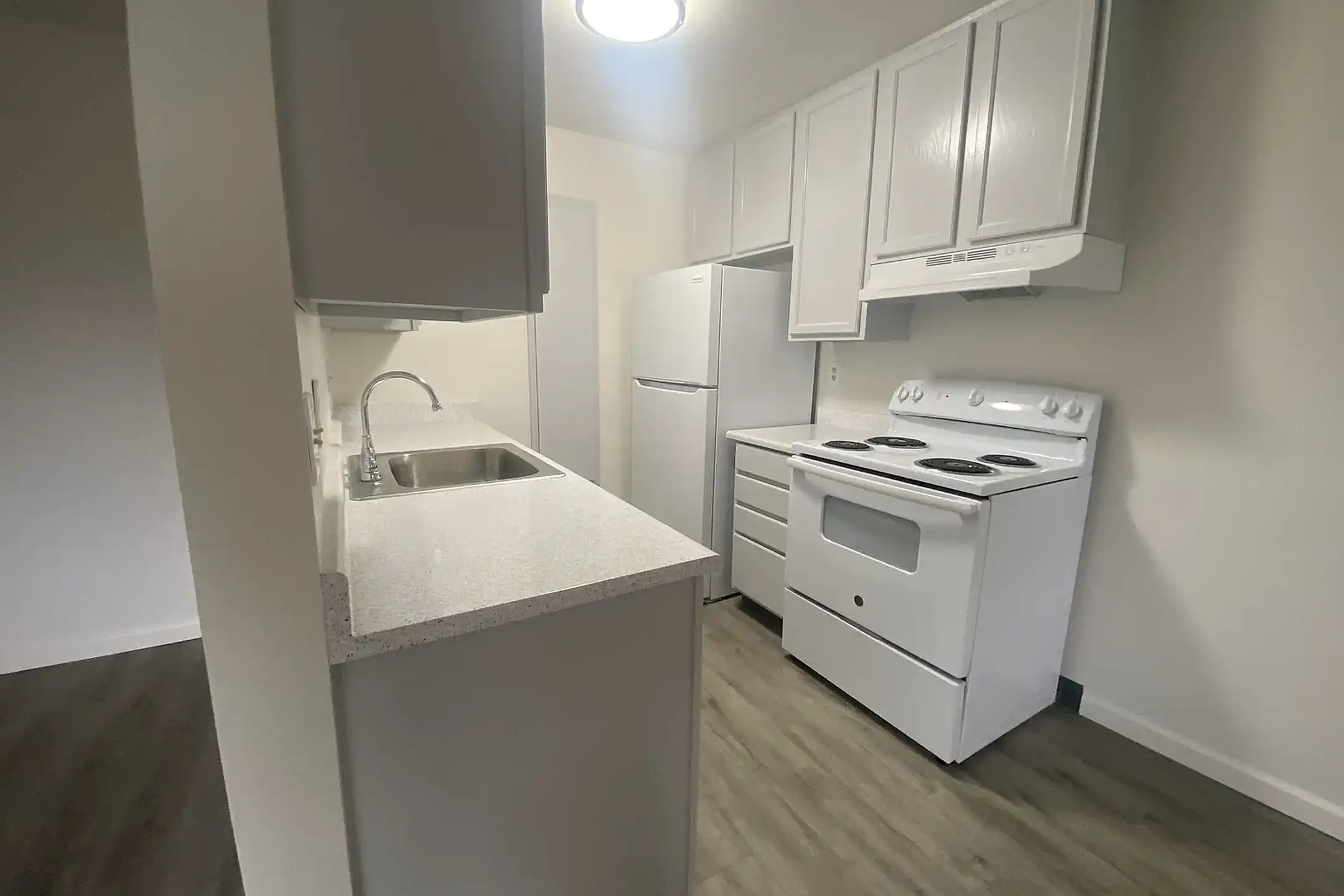 Silk Oak Apartments - Modesto, CA 95356 | ApartmentGuide.com