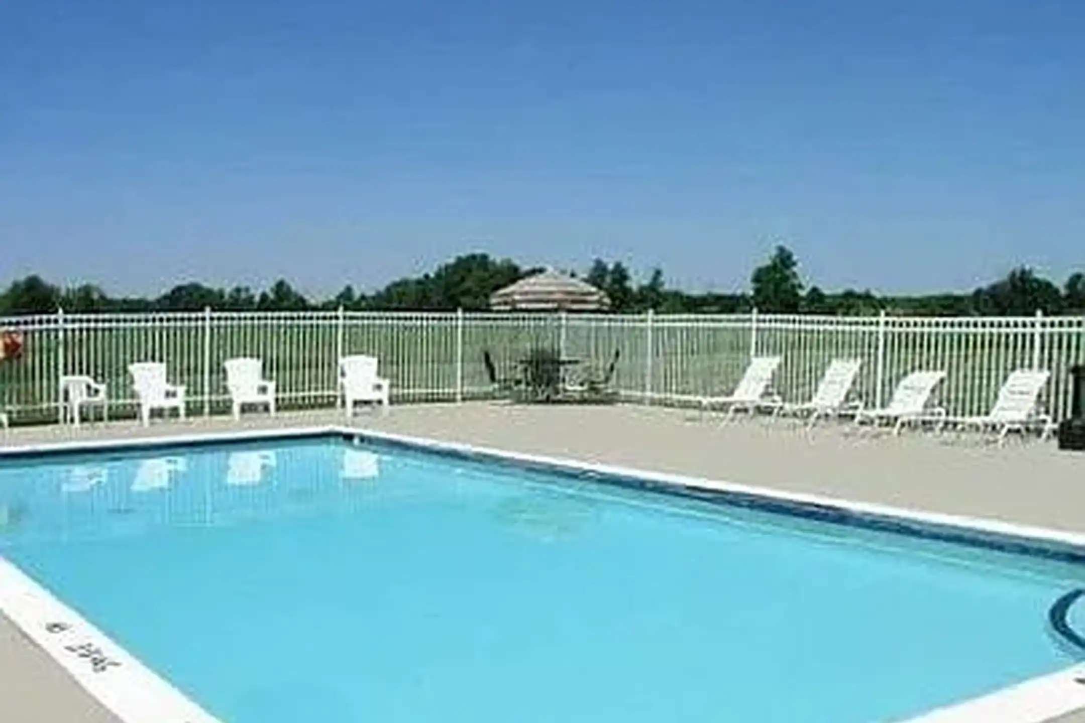 Quail Ridge Aparments - Davison, MI 48423 | ApartmentGuide.com