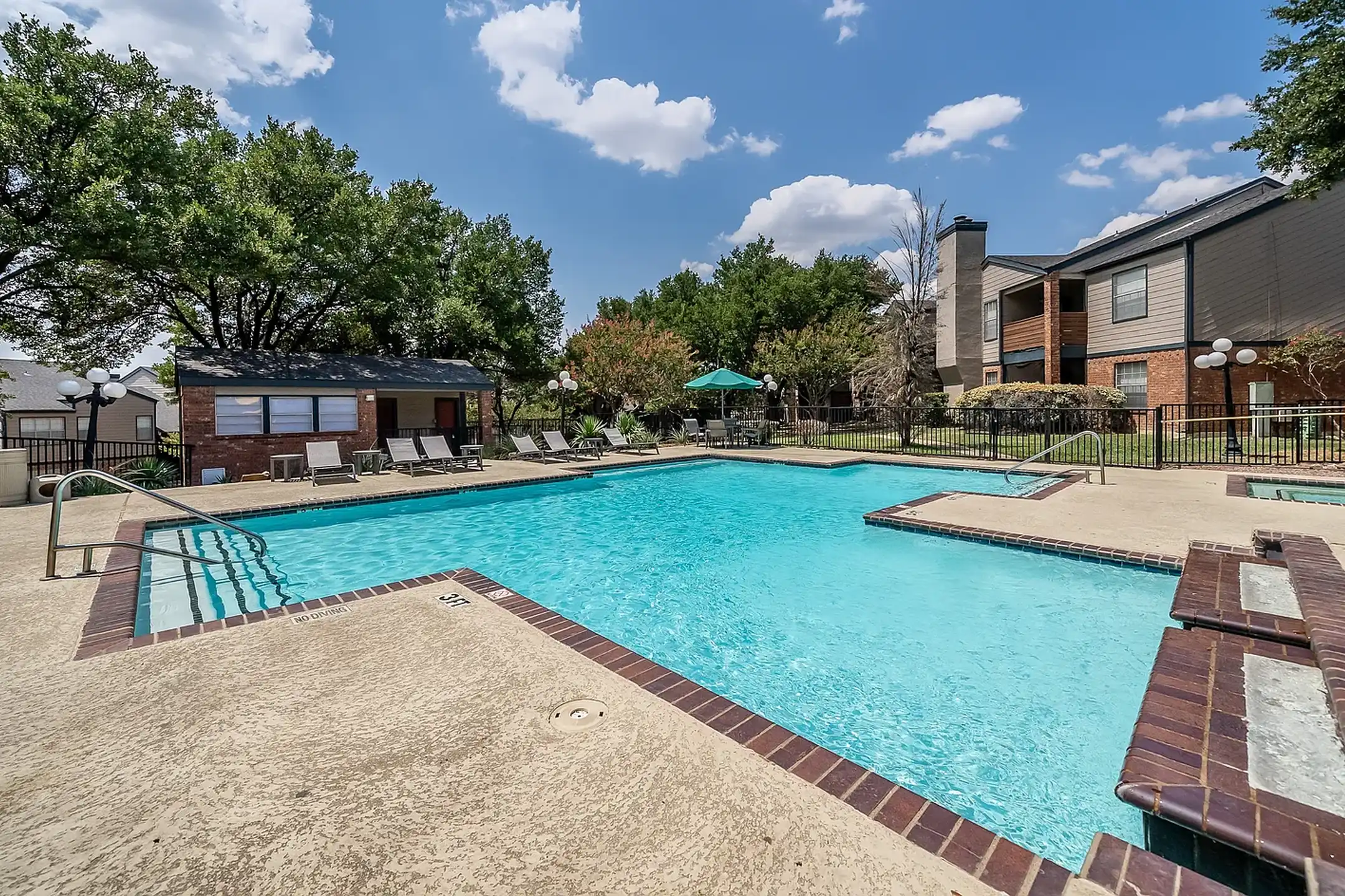 Trinity Apartments - Irving, TX 75061 | ApartmentGuide.com