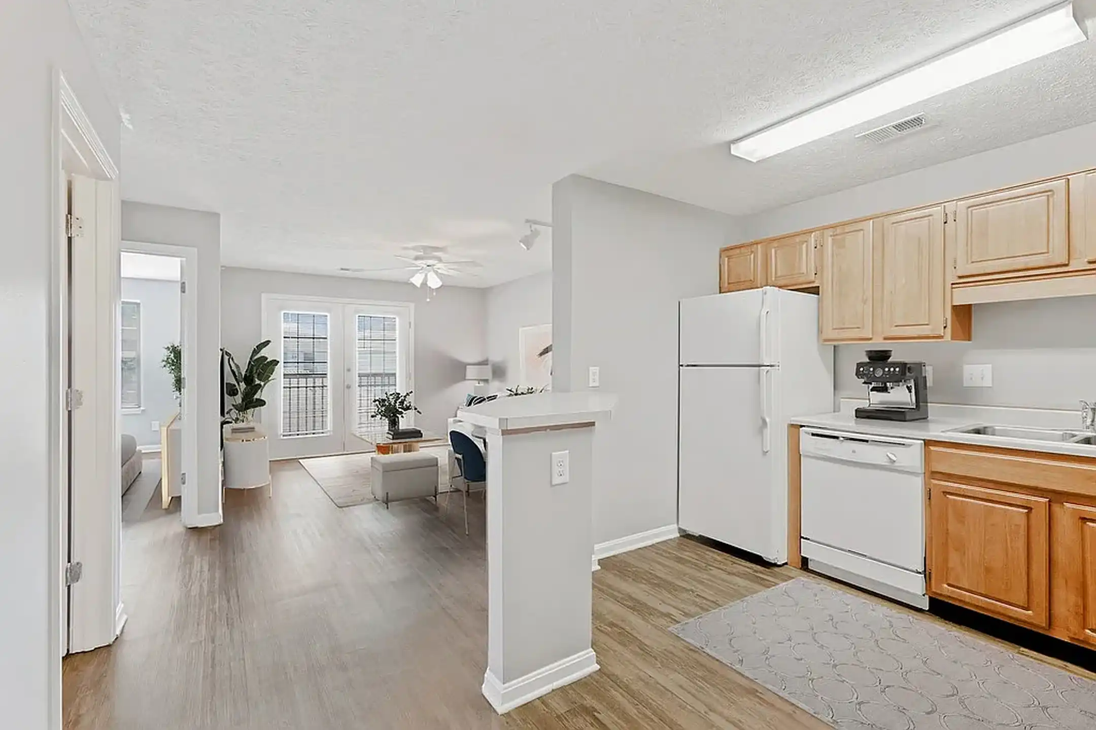 Maple Brook Apartments - Louisville, KY 40241 | ApartmentGuide.com