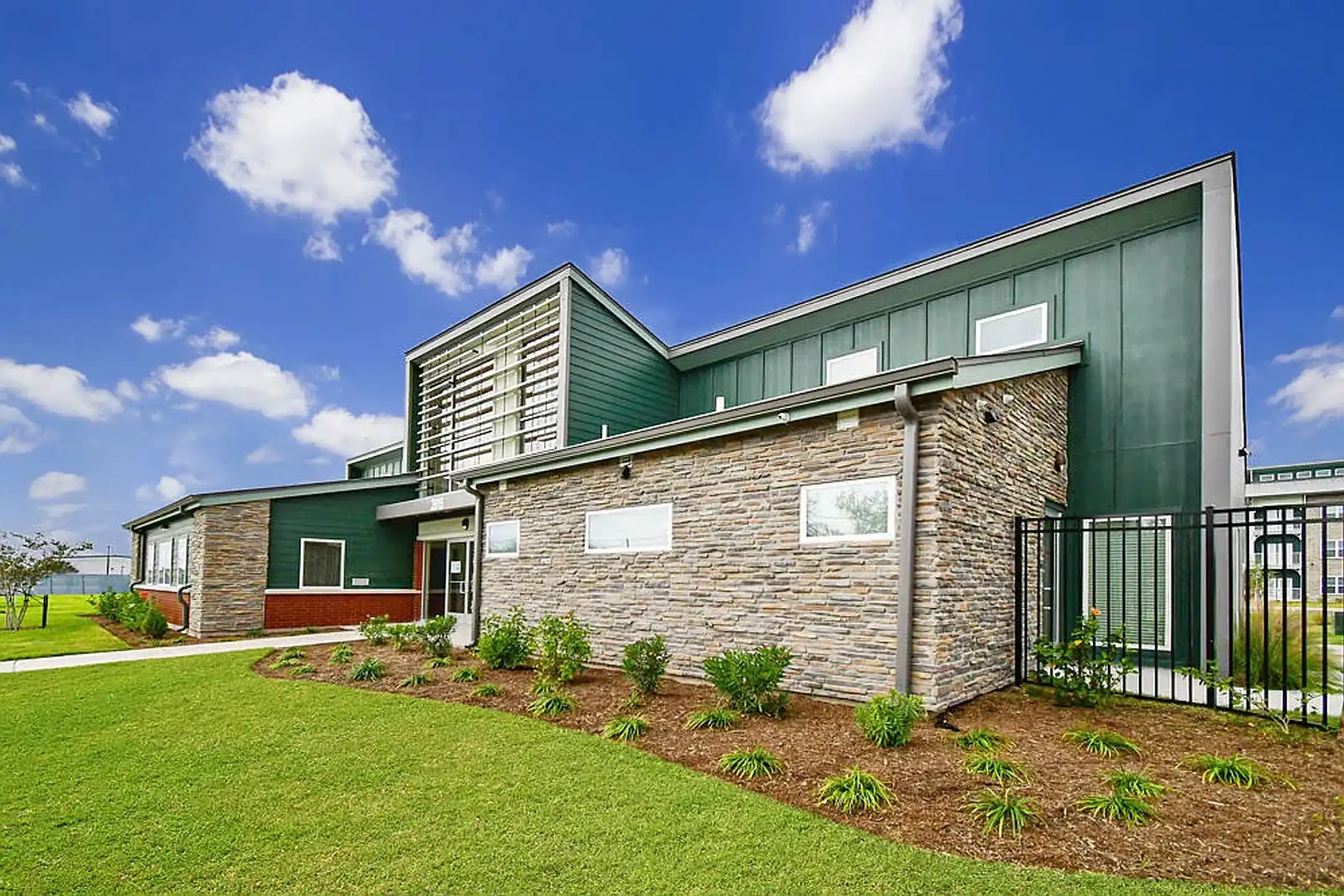 Primrose Village Apartments - Weslaco, TX 78599 | ApartmentGuide.com