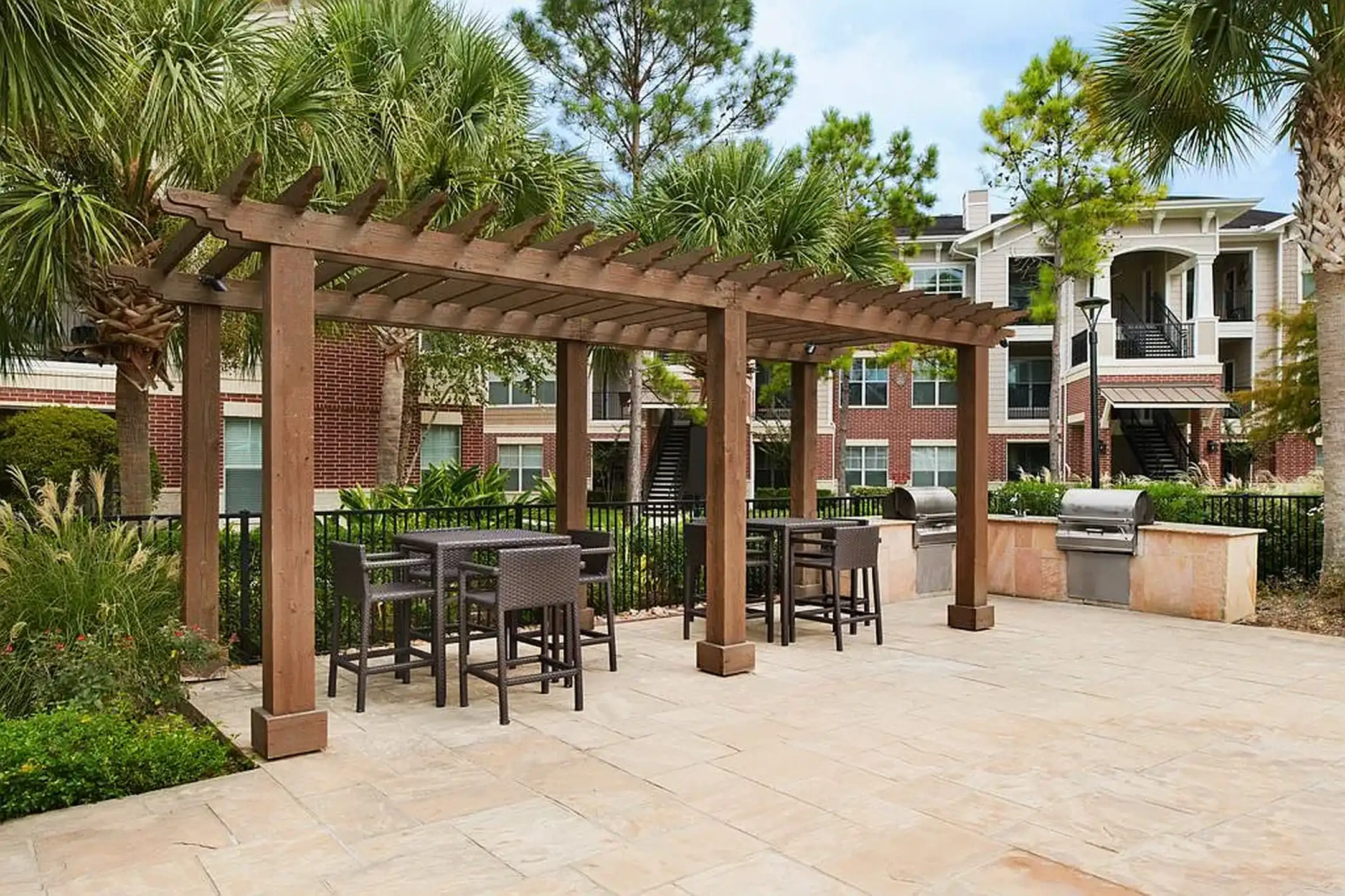 Camden Grand Harbor - Katy, TX 77494 | ApartmentGuide.com