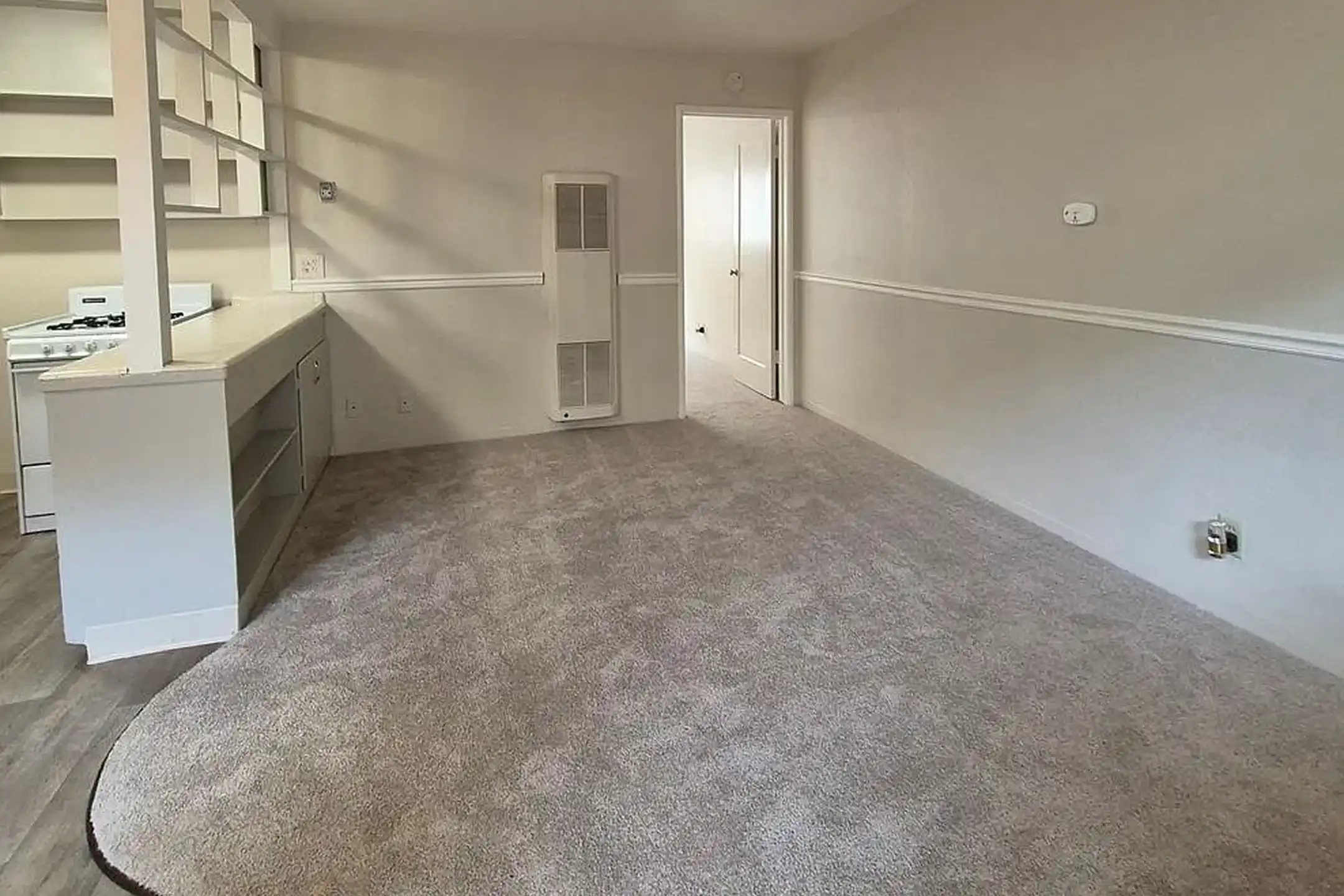 Fort Sutter Manor - Sacramento, CA 95816 | ApartmentGuide.com