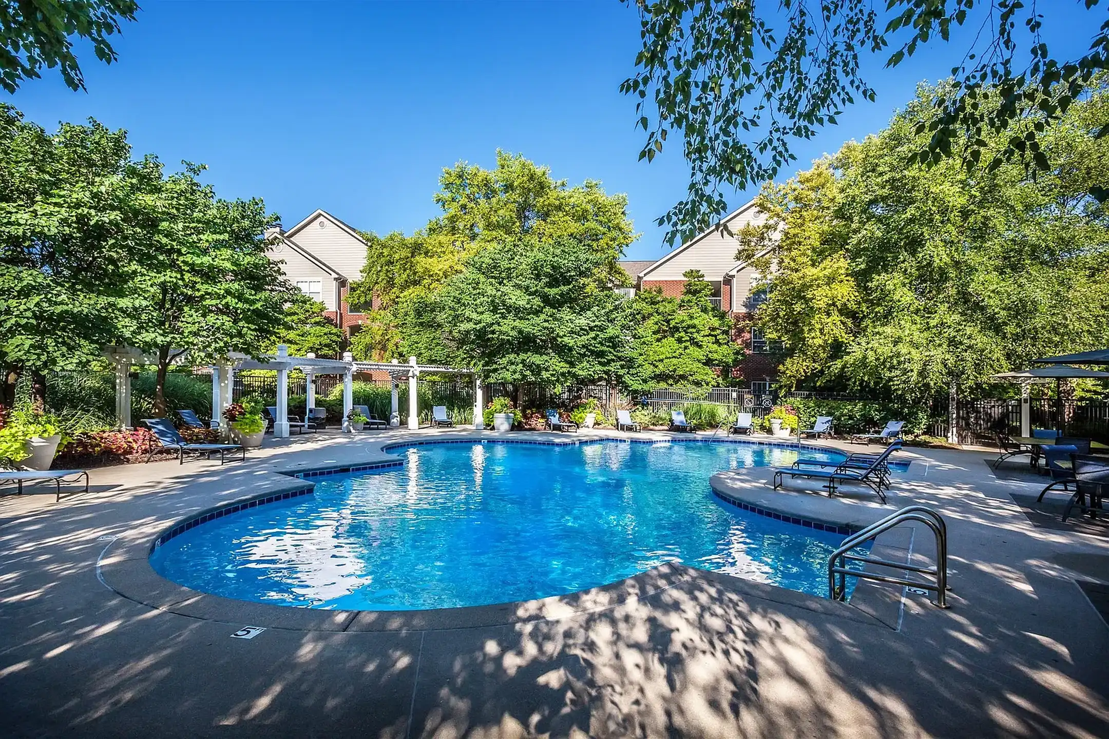 River Ridge - Indianapolis, IN 46240 | ApartmentGuide.com