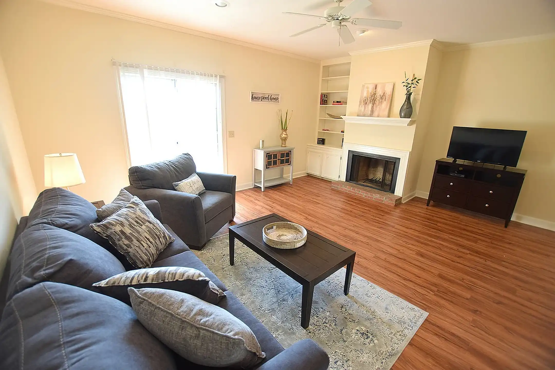 Northpointe Village - Jackson, MS 39211 | ApartmentGuide.com