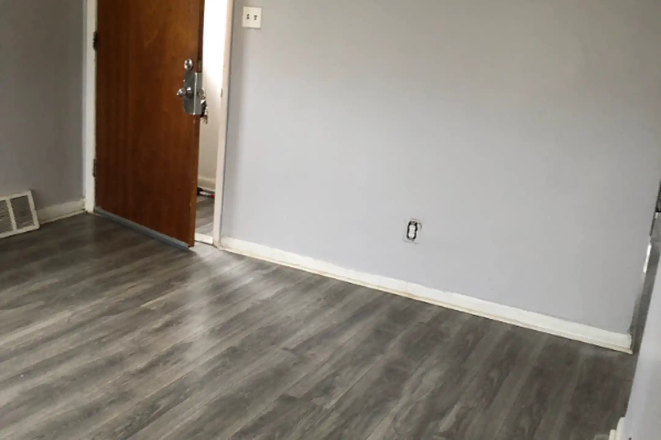 2401 Bleigh Ave unit Lower level - Philadelphia, PA 19152 ...